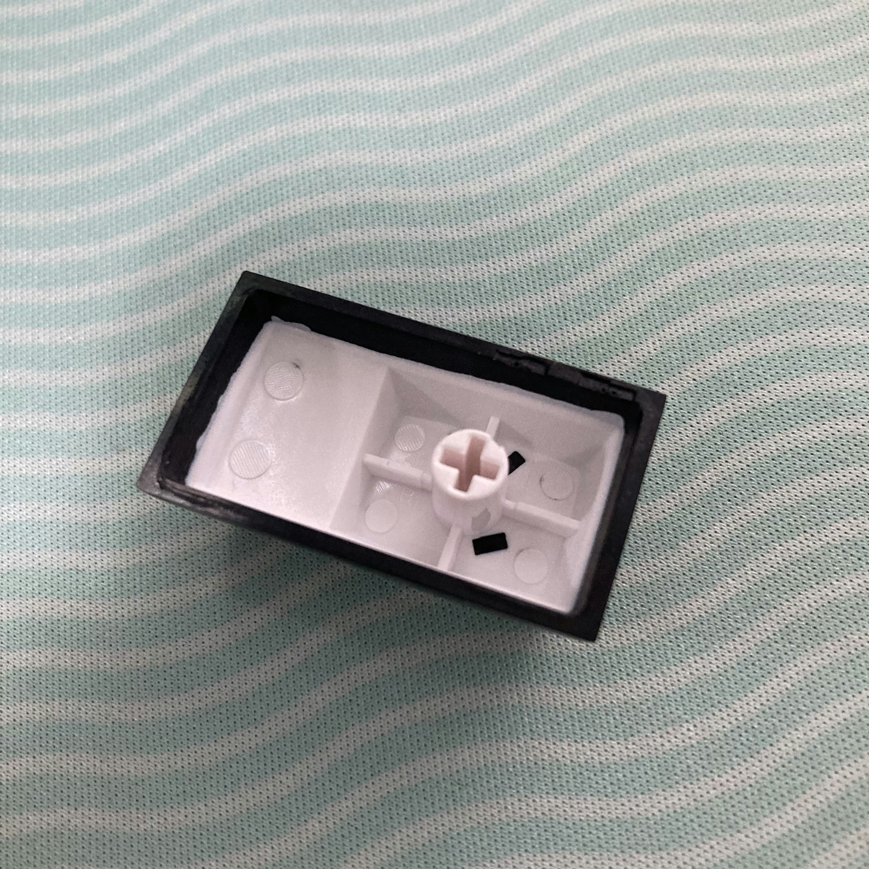 Is the stepped caps lock a centre stem keycap? | Drop