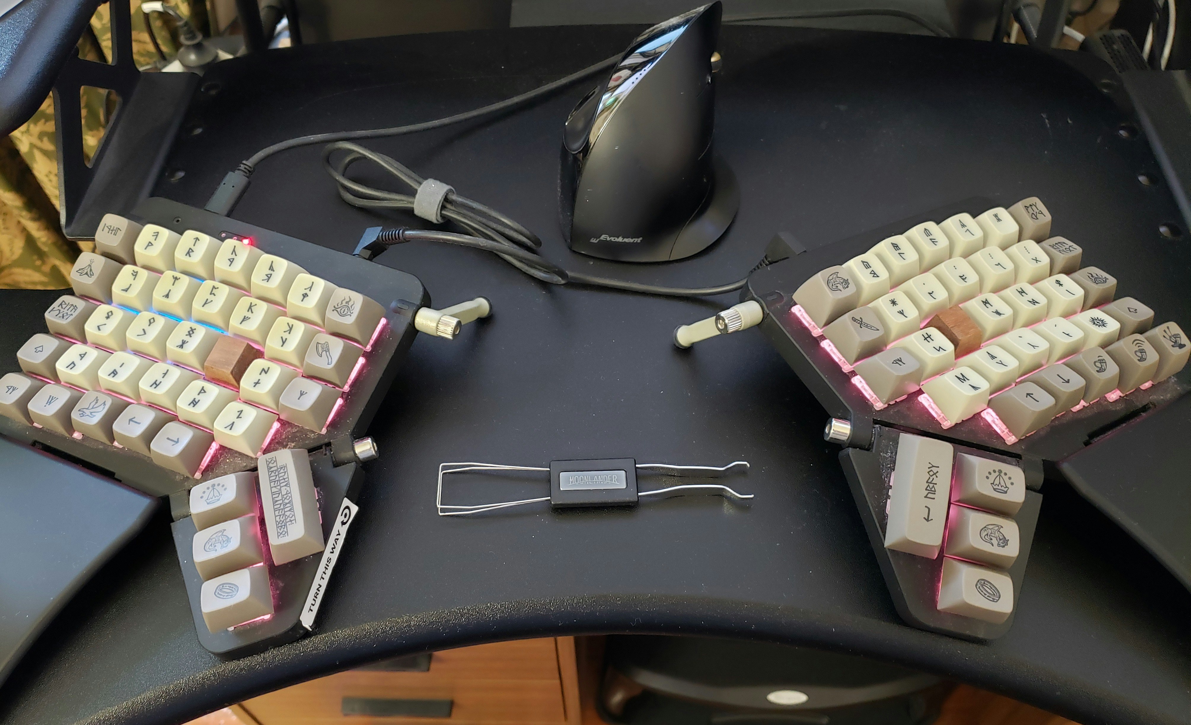 Short intro into split keyboards | Drop