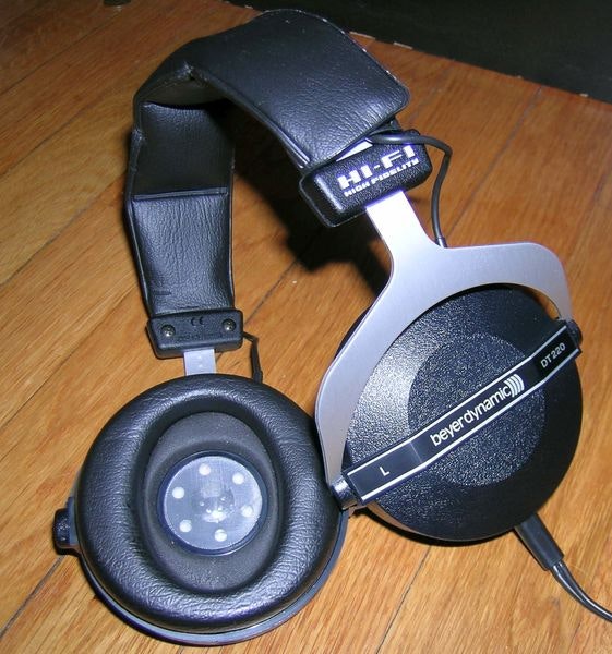 Shop Beyerdynamic DT 220 & Discover Community Reviews at Drop