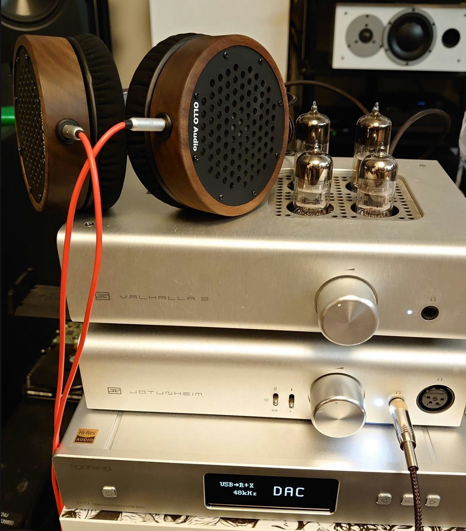 Topping D70 & D70 BT DAC | Audiophile | DACs | Drop
