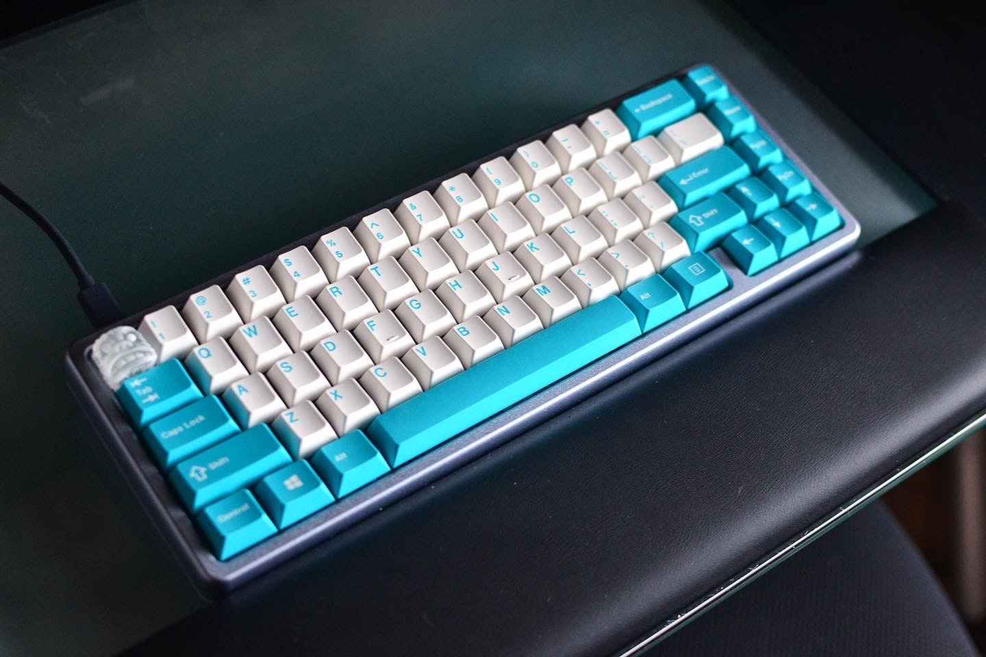 GMK Penumbra and Cyan Doubleshot ABS Keycap Set | Mechanical Keyboards ...