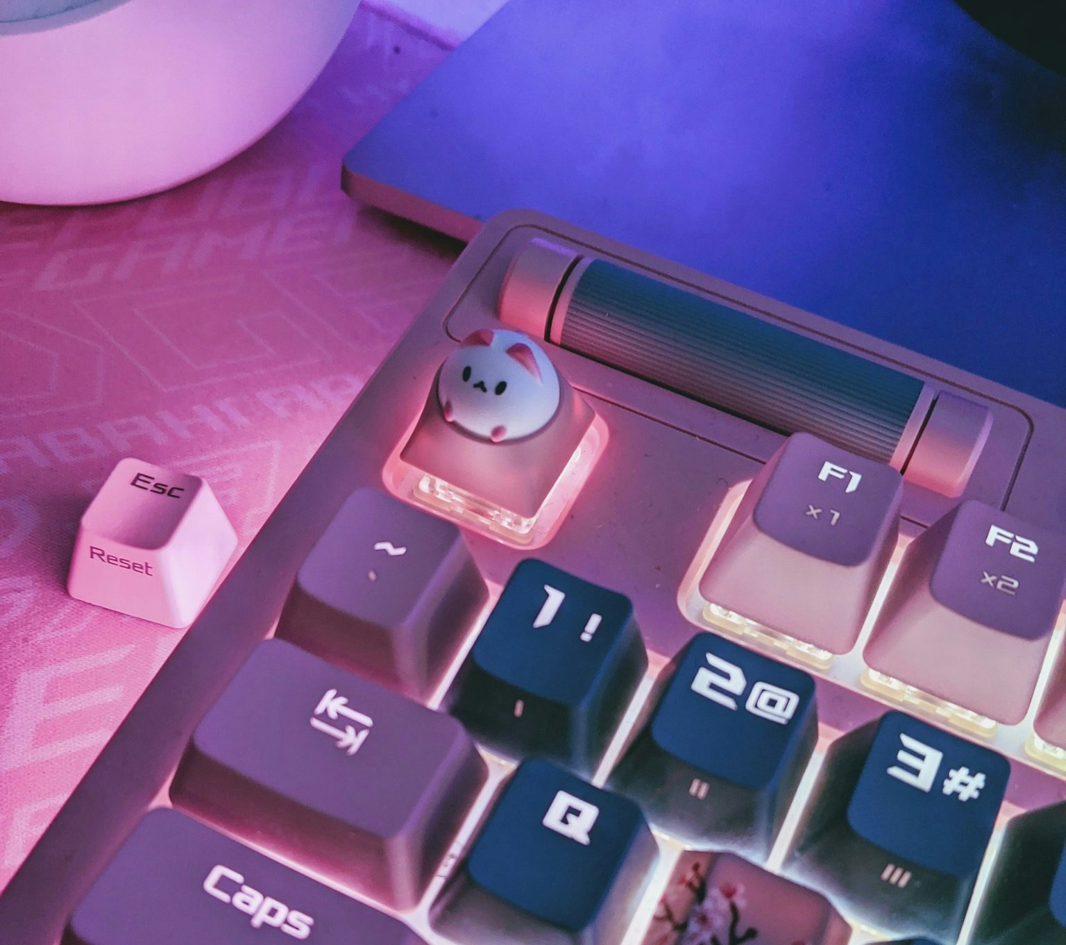 Hammer Bubble Cat Artisan Keycap | Mechanical Keyboards | Keycaps ...