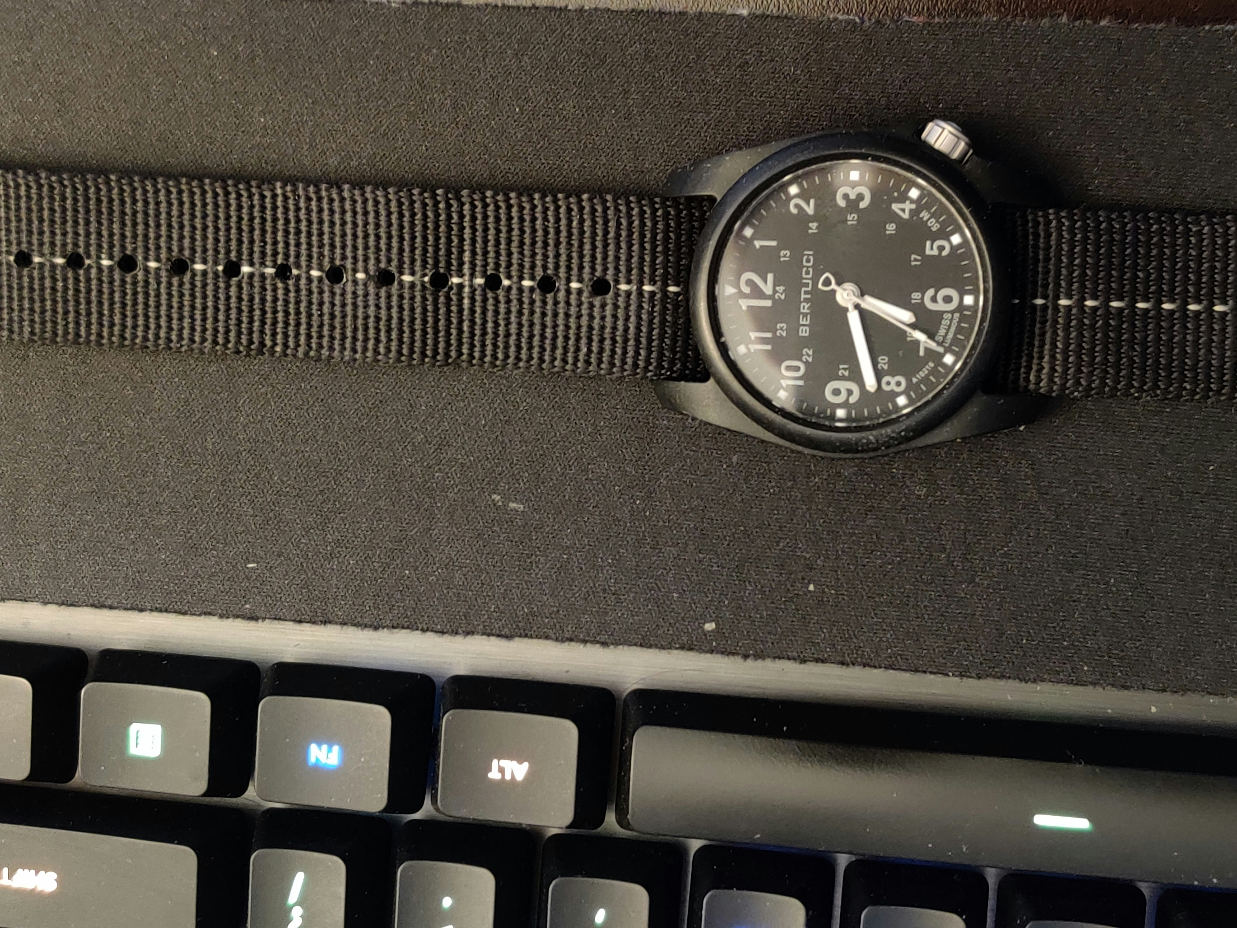 Bertucci DX3 Plus Performance Field Watch | Price & Reviews | Drop ...