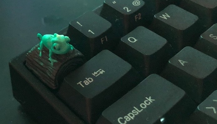 The Eye Key Chameleon Artisan Keycap | Mechanical Keyboards | Keycaps ...