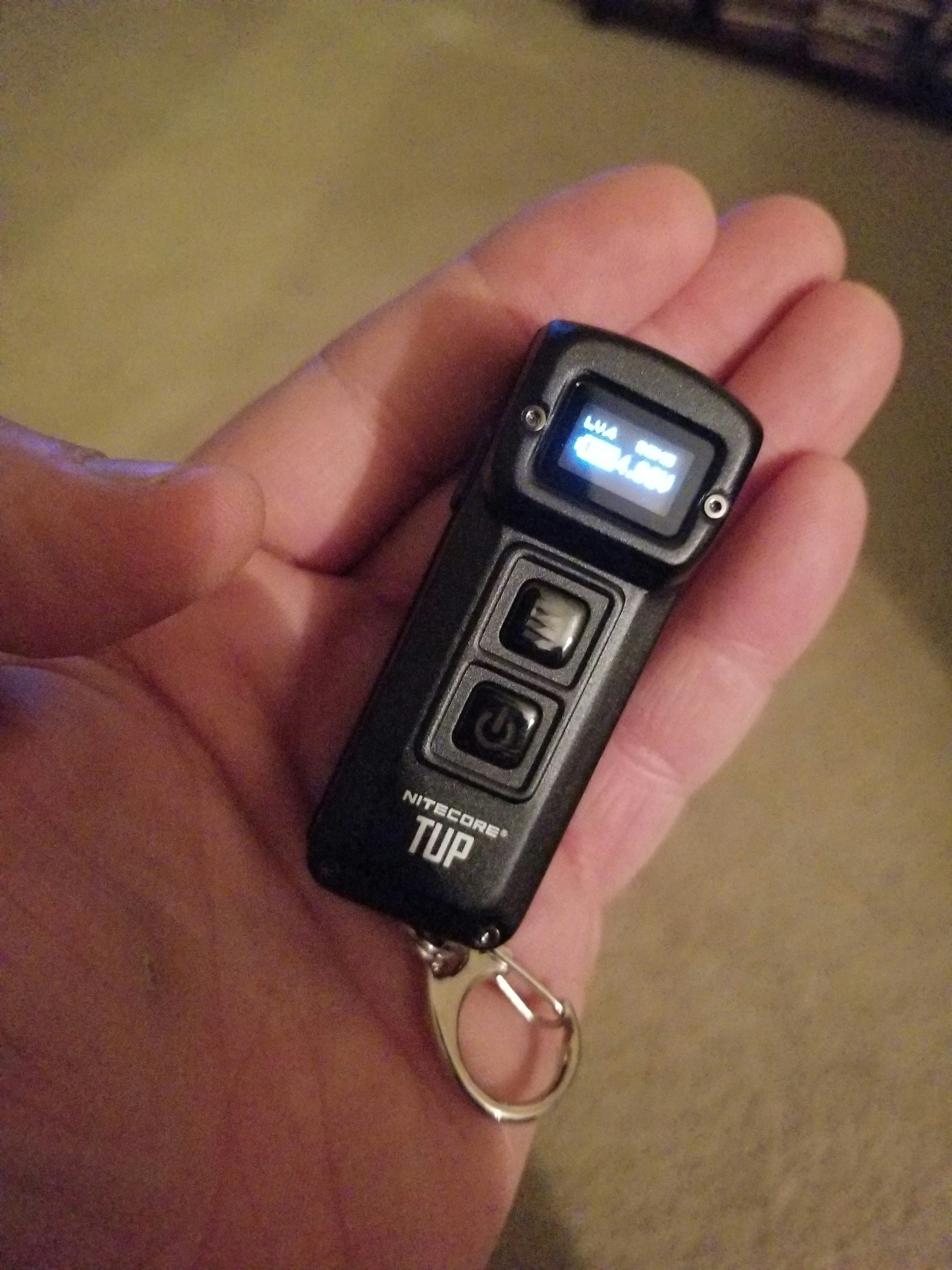 Nitecore 1,000-Lumen TUP Pocket Light | Flashlights | Small Flashlights ...