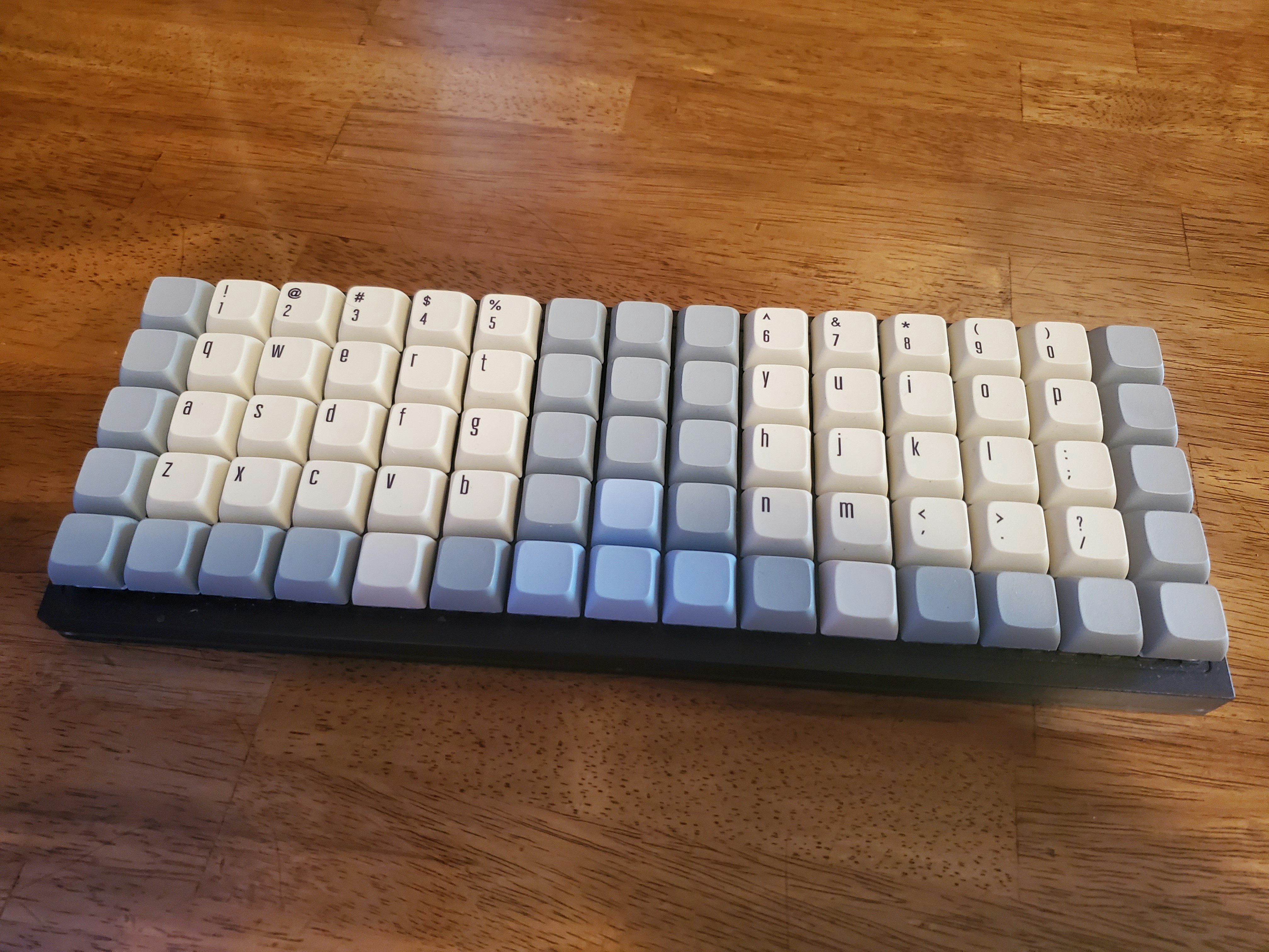 ID75 Hot-Swappable Ortholinear Keyboard Kit | Mechanical Keyboards ...