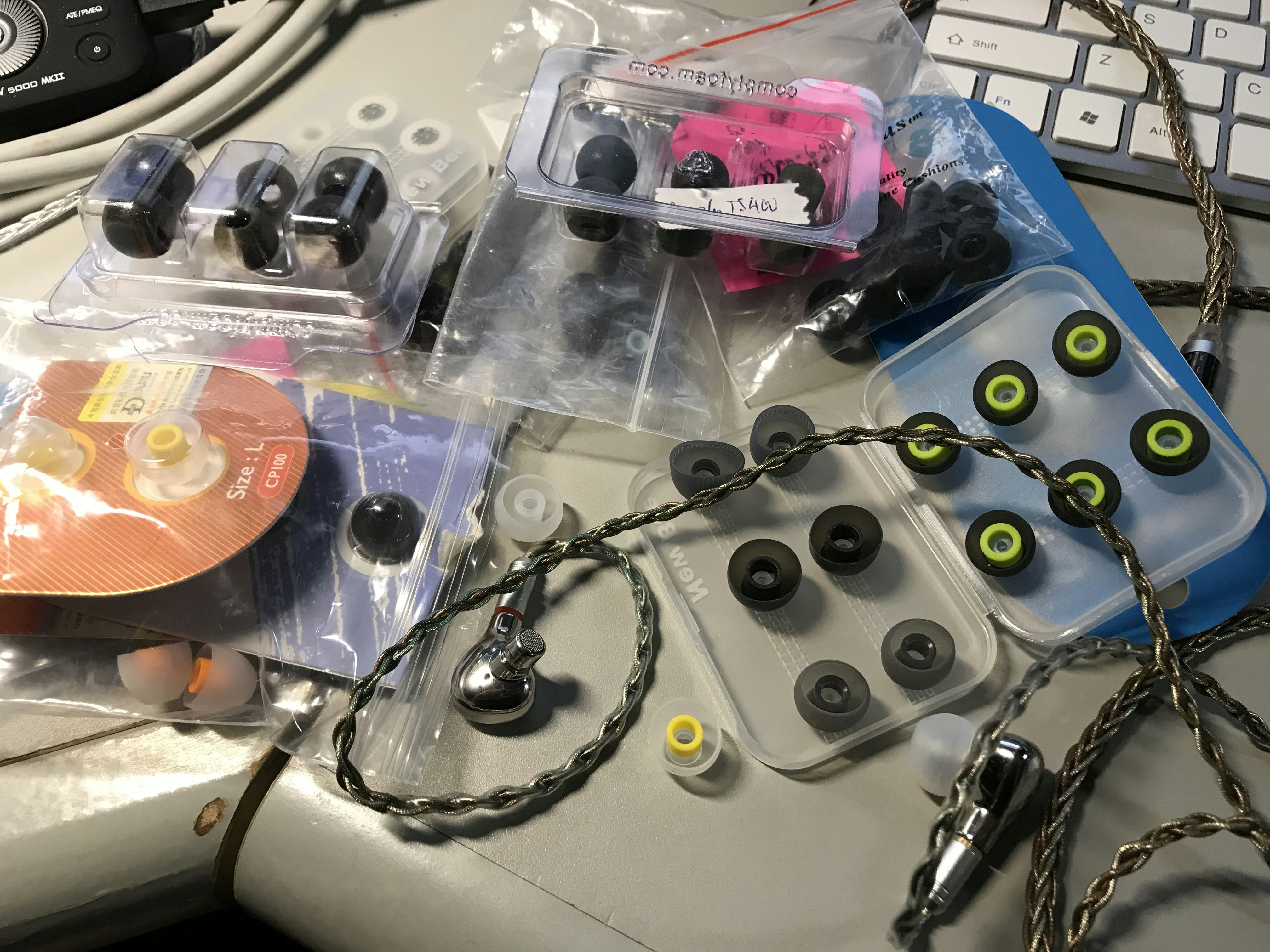 UrbanFun YBF-ISS014 IEM | Audiophile | Headphones | Universal IEM ...