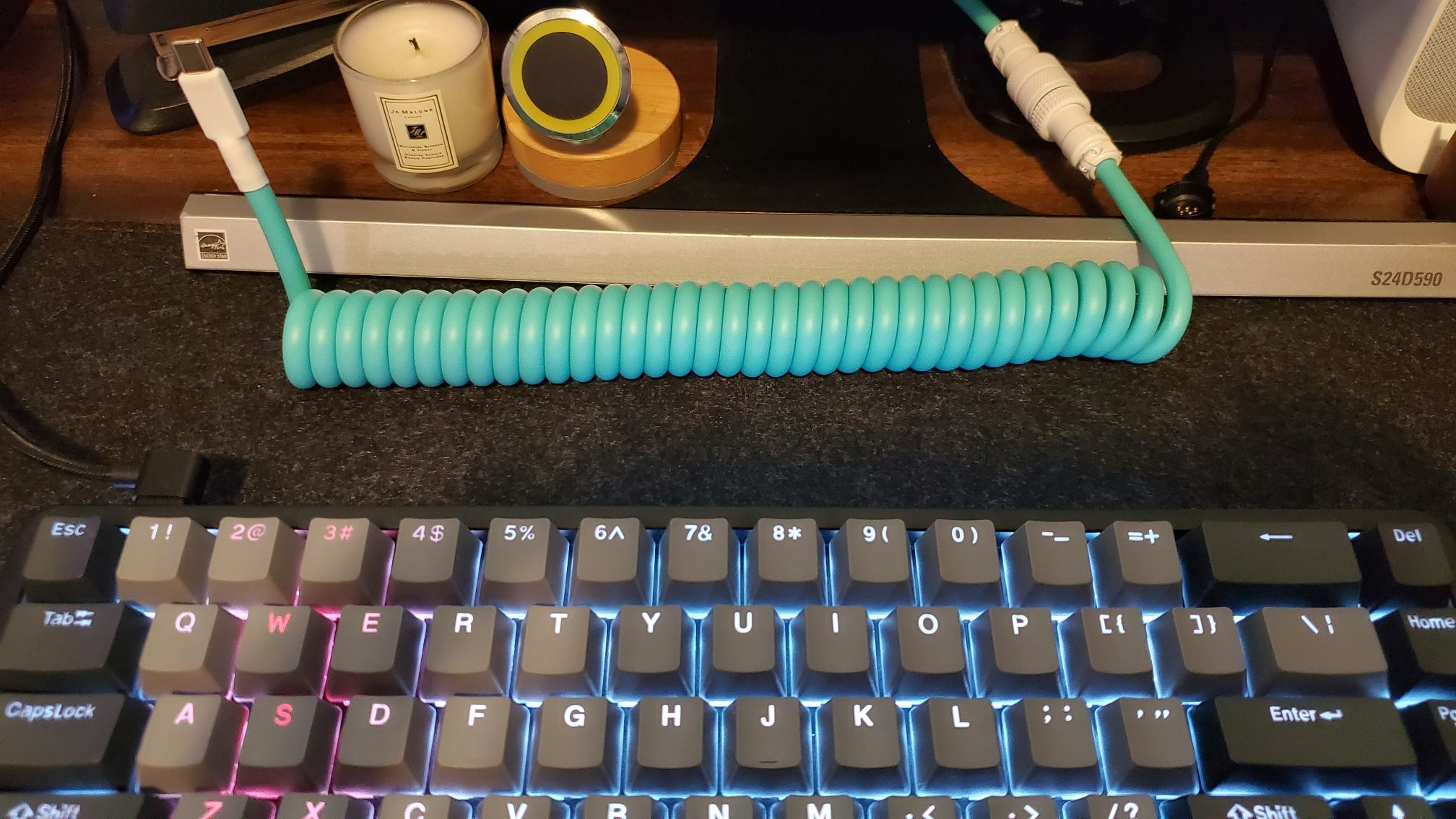 Mechcables Seafoam Custom Coiled Aviator USB Cable | Price & Reviews | Drop