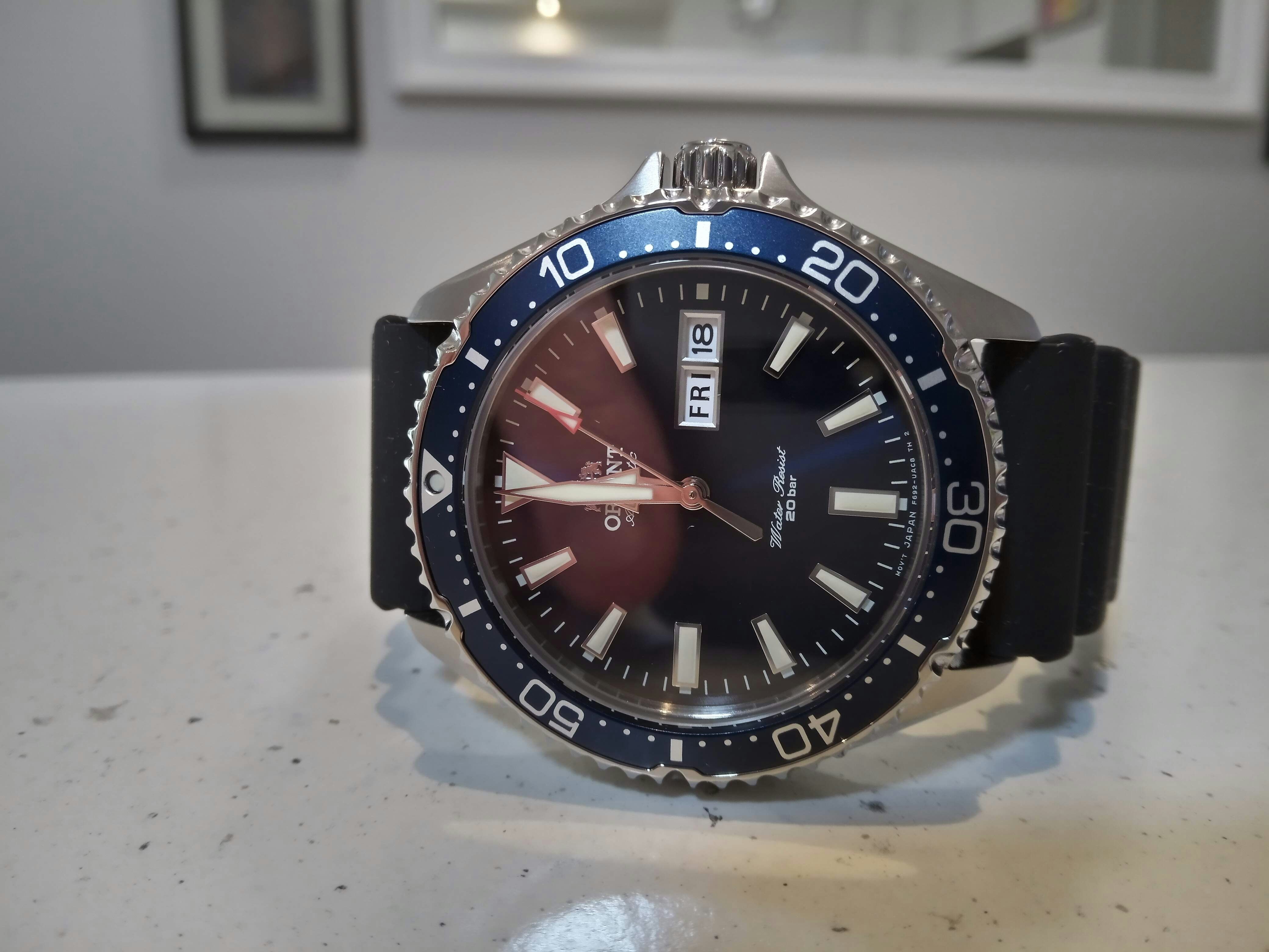 Classical diver. | Drop