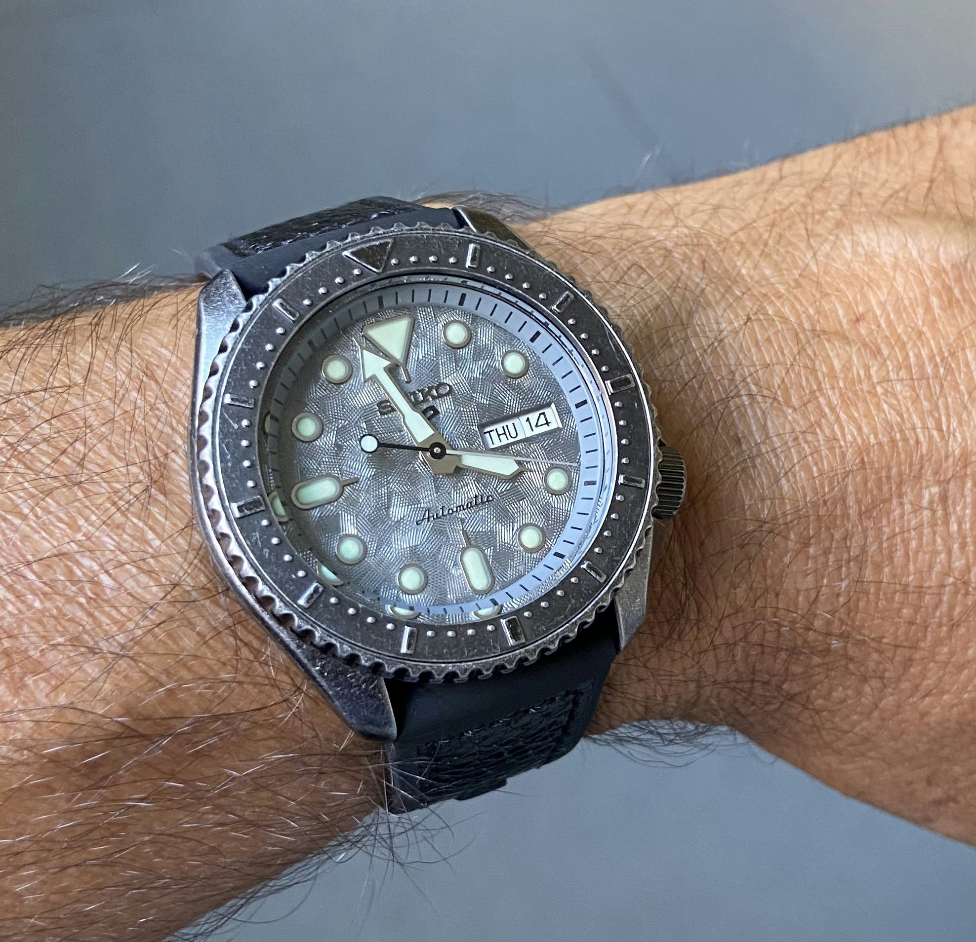 Seiko 5 Sports Automatic Watches | Watches | Dive Watches | Drop