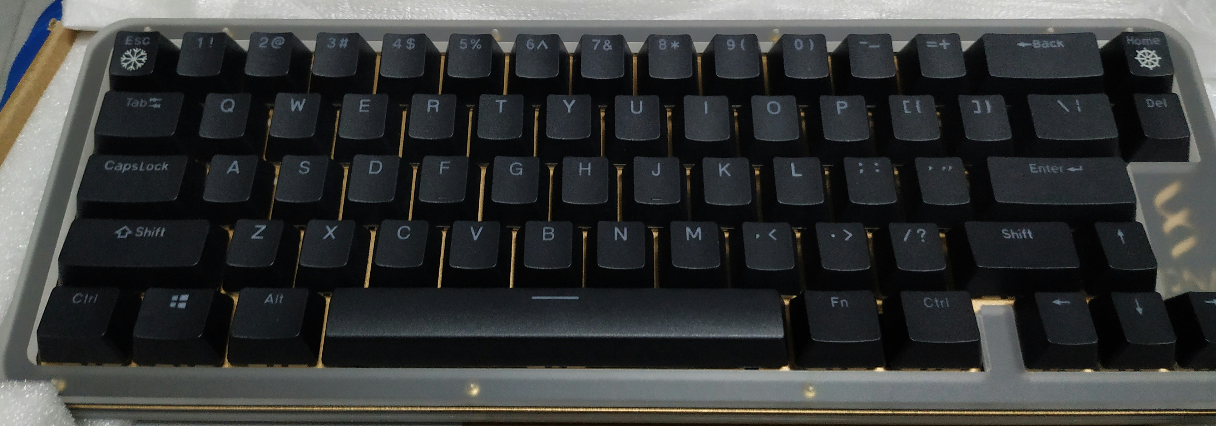 DNA65 RGB Stacked Acrylic Mechanical Keyboard | Mechanical Keyboards ...