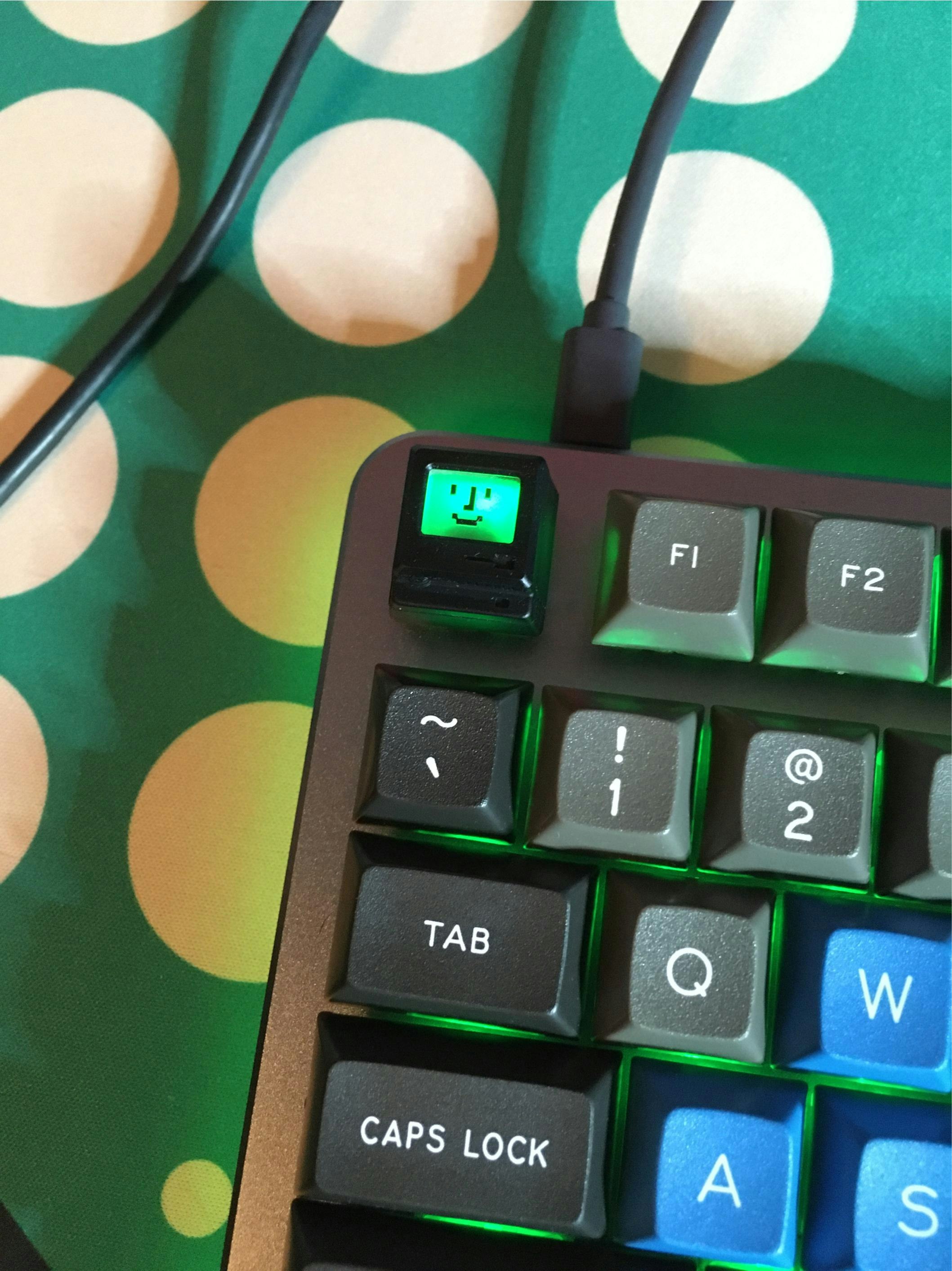 Gen.s Monitor Screen V2 Resin Artisan Keycap | Mechanical Keyboards ...