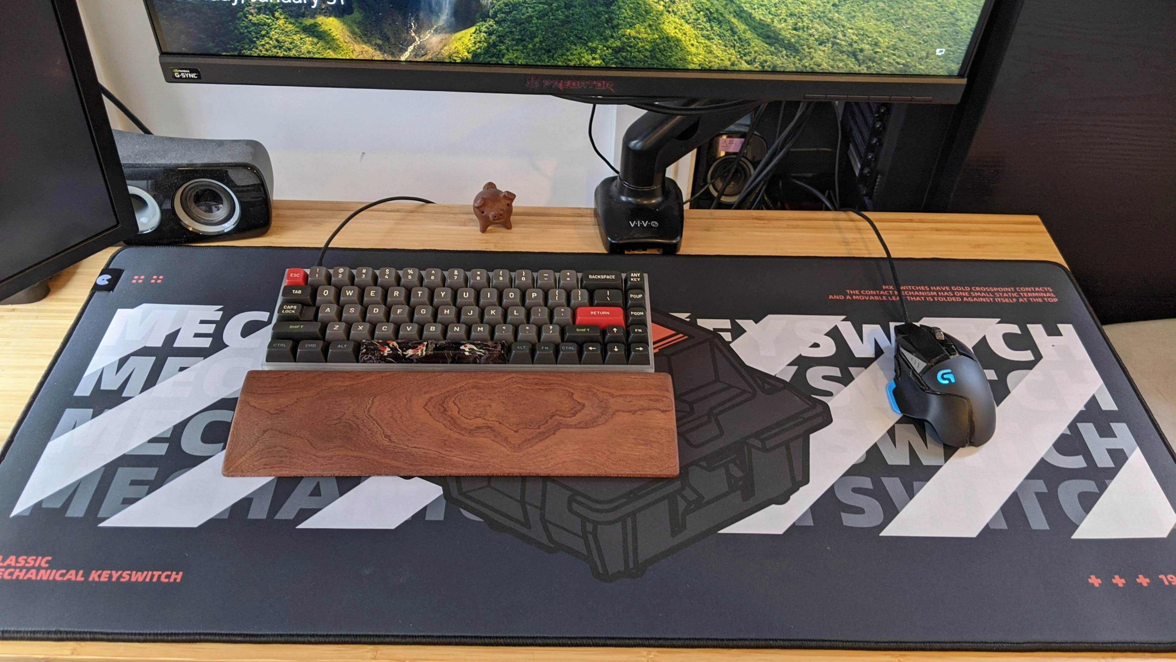 Chenyi Keyboard Switch Stitched Edge Desk Mat | Battlestations | Desk ...