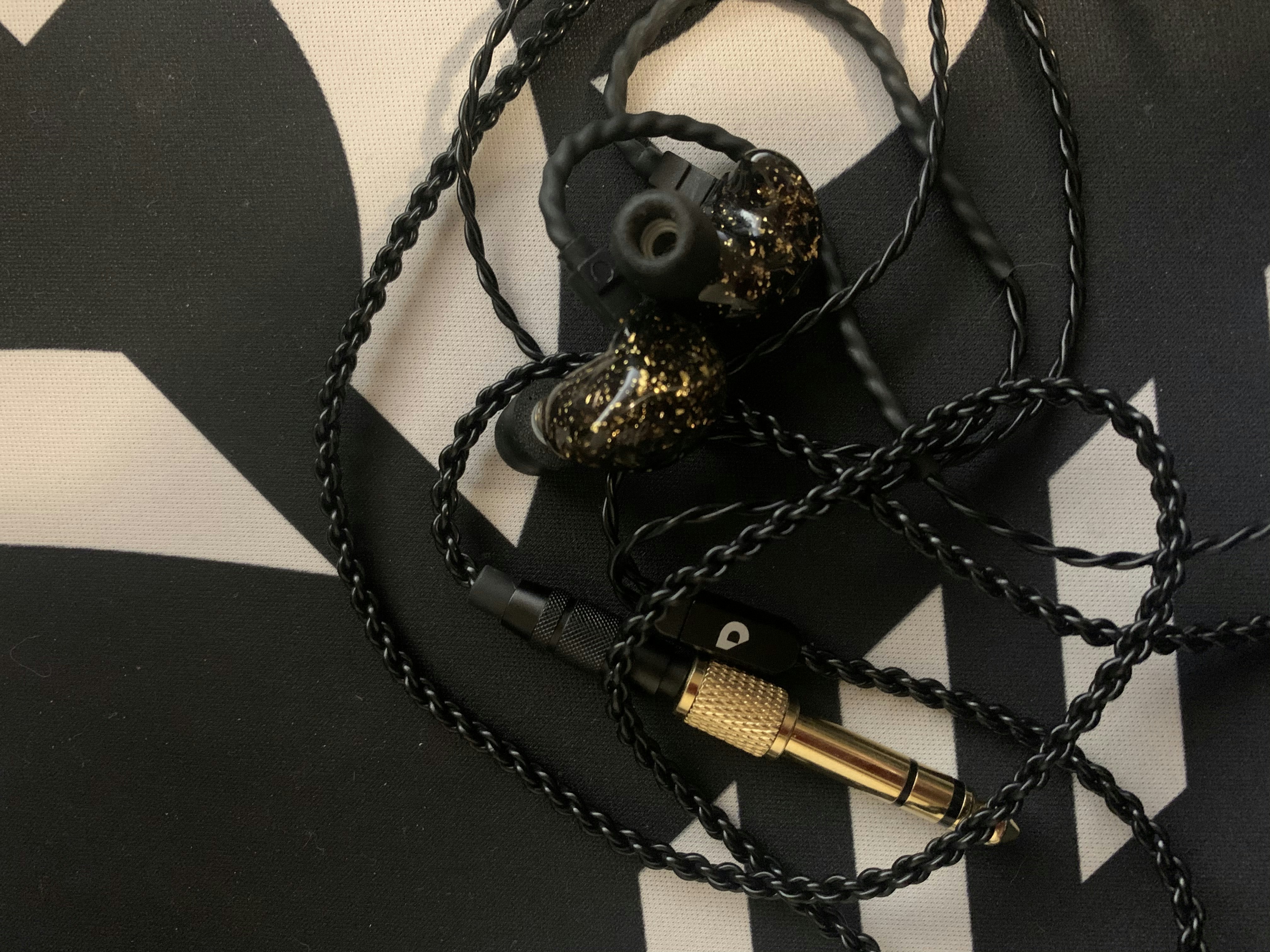 Alpha & Delta KS3 IEM | Audiophile | Headphones | Universal IEM ...