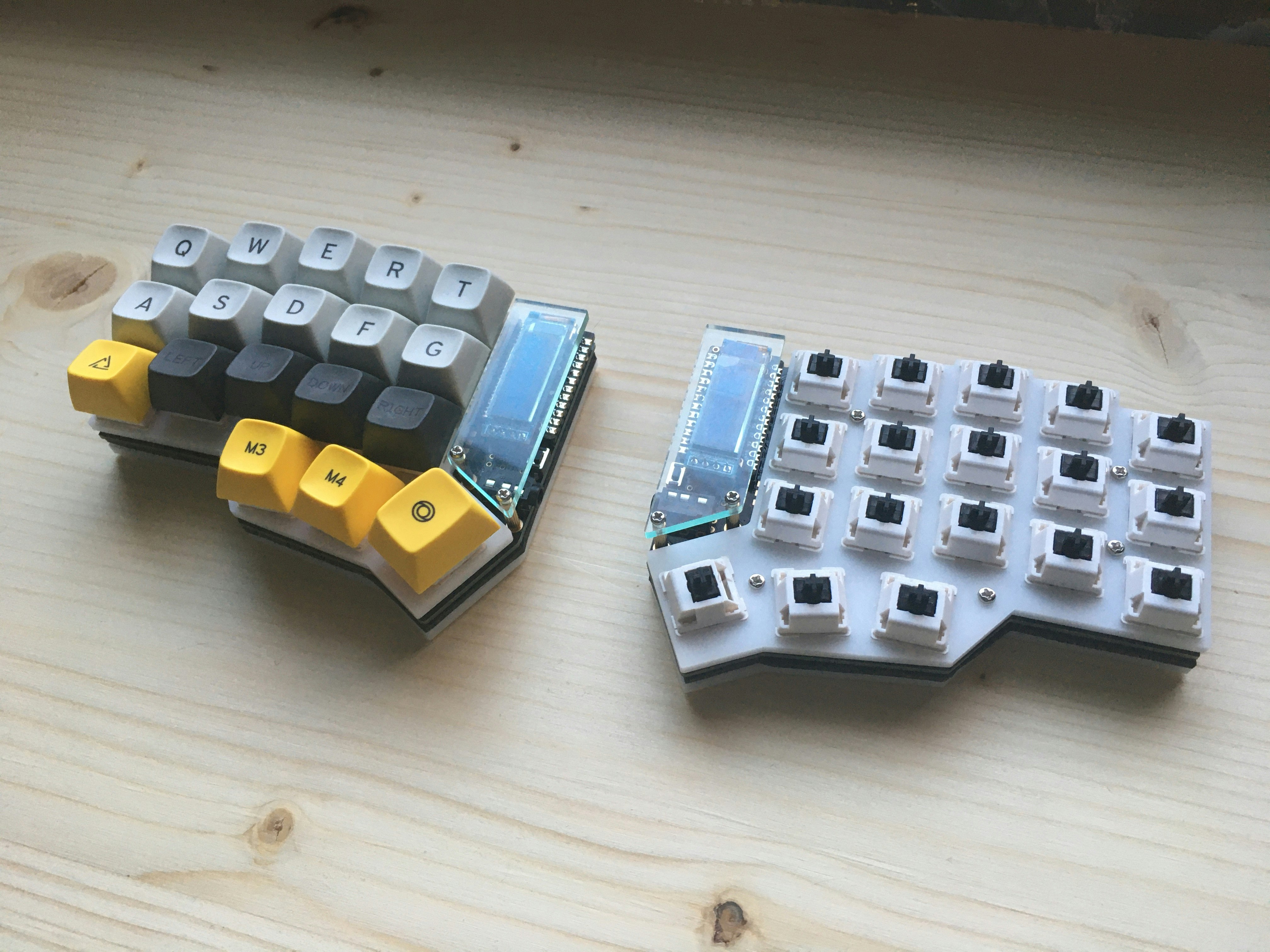 Corne mini with Dark Jades, matte white acrylic plates, Serika/dev.tty ...