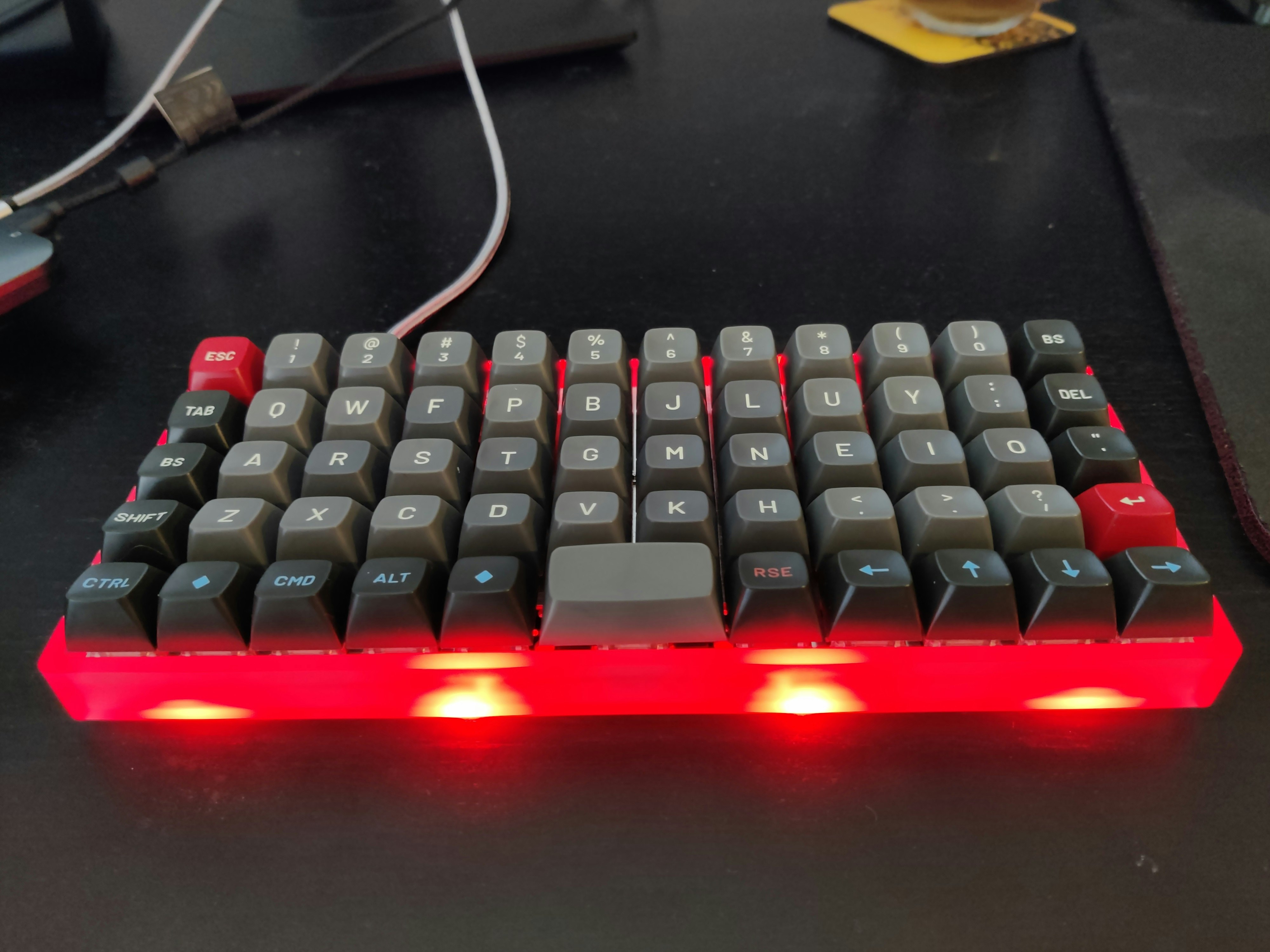 With susuwatari MT3 keycaps | Drop