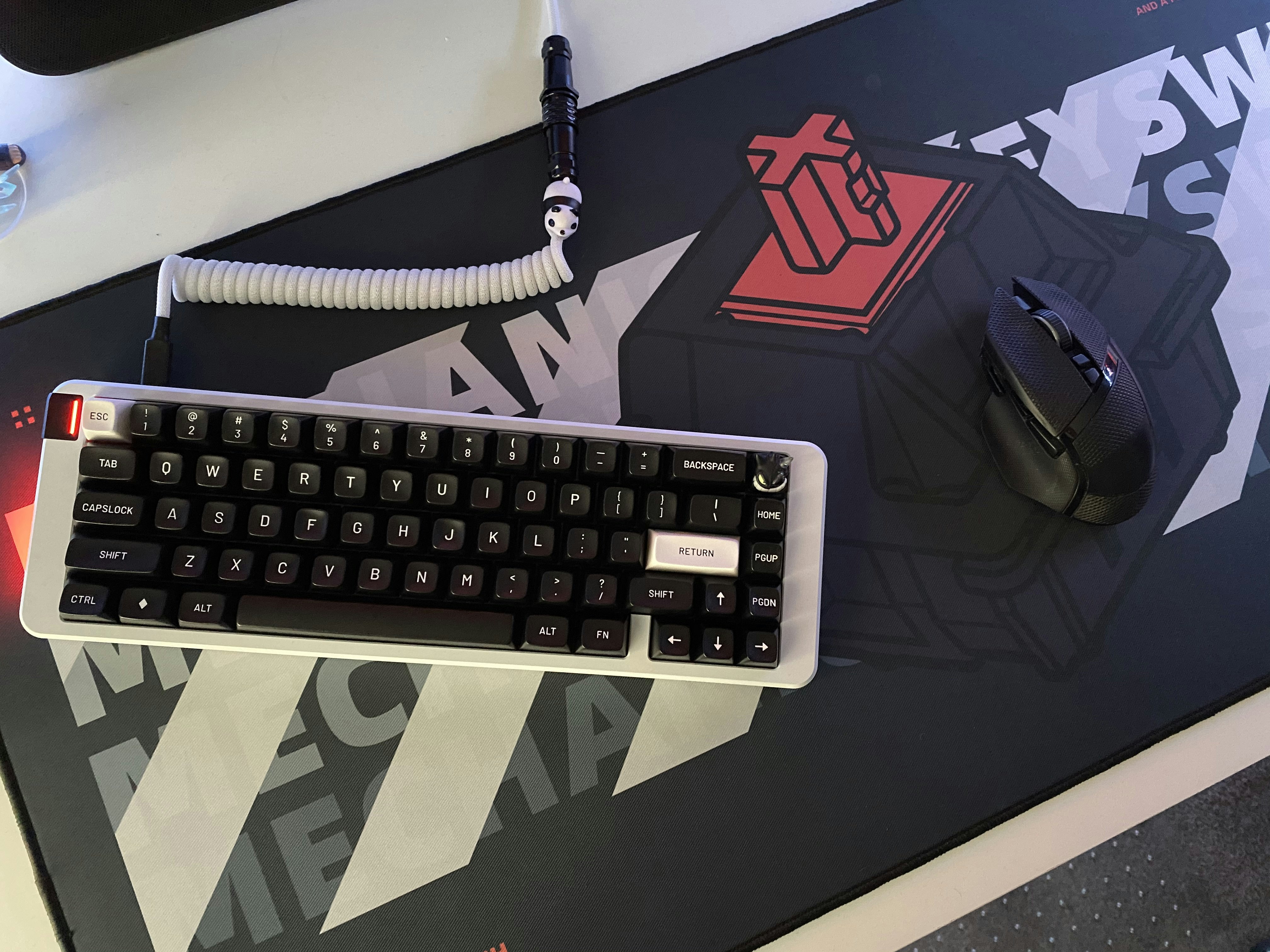 Chenyi Keyboard Switch Stitched Edge Desk Mat | Battlestations | Desk ...