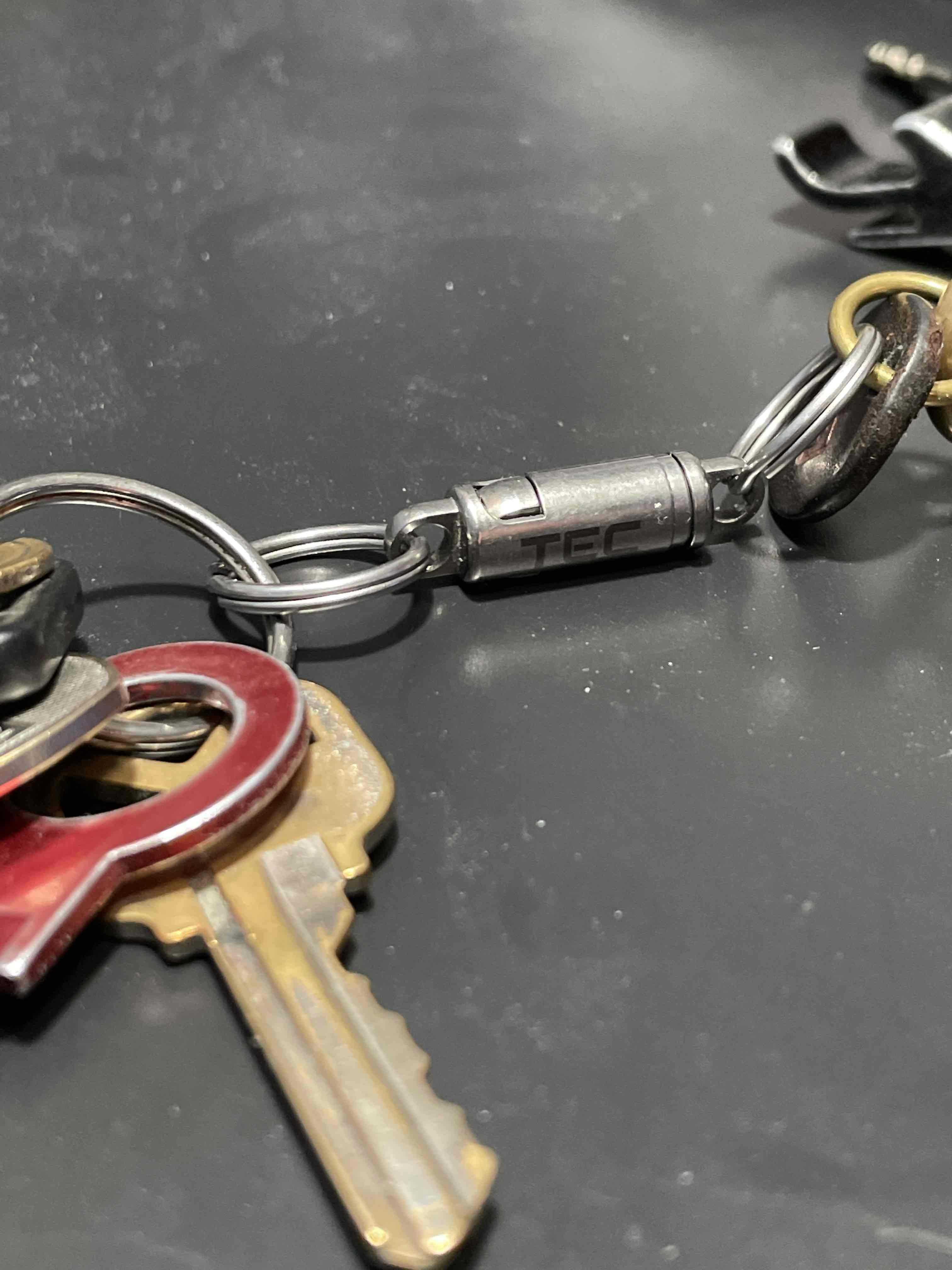 TEC Accessories Python-QR Titanium Quick-Release Clip | Bottle Openers ...