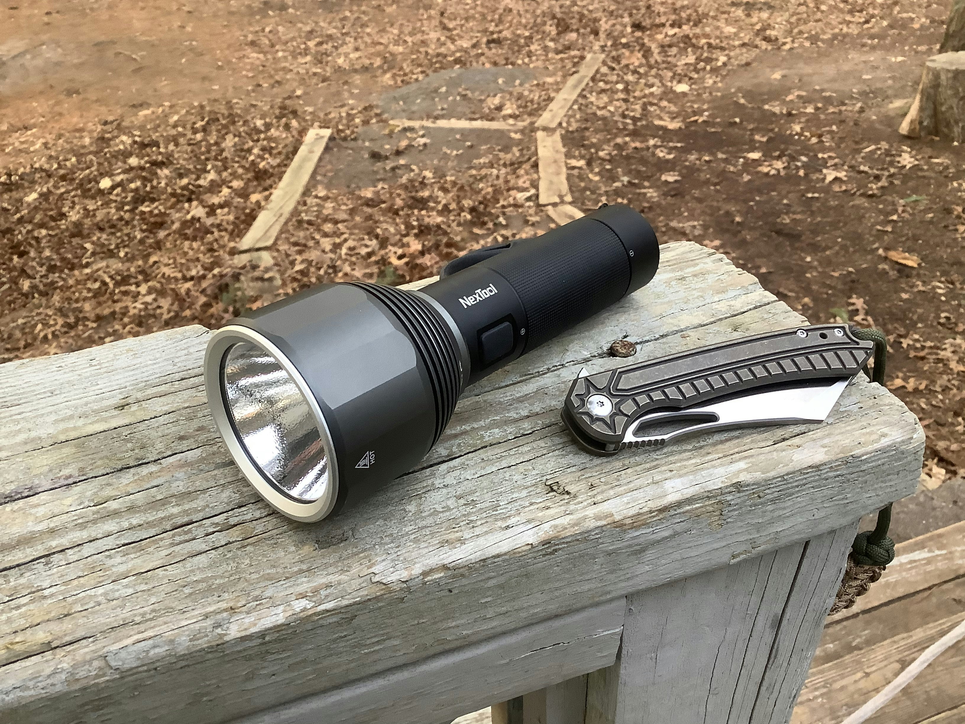 Solid rechargeable flashlight | Drop