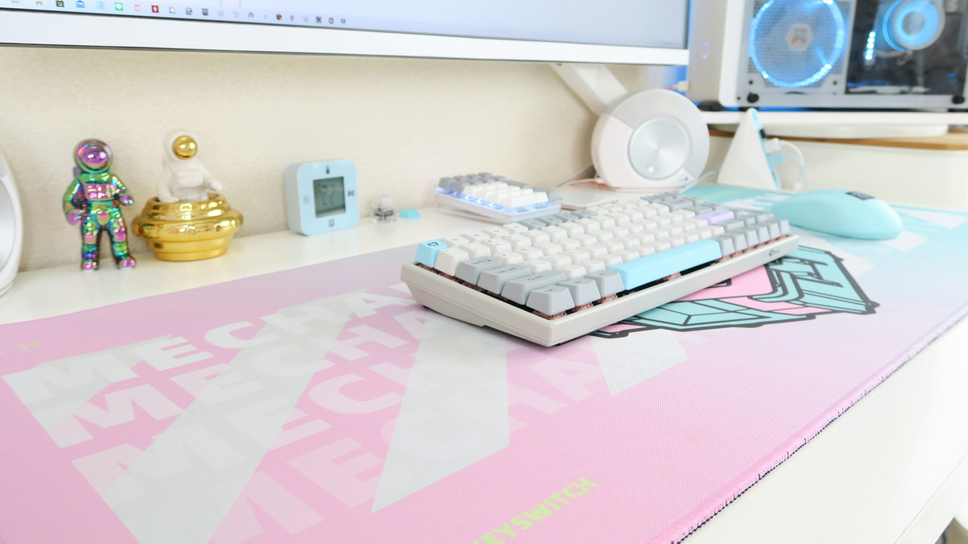 Chenyi Keyboard Switch Stitched Edge Desk Mat | Battlestations | Desk ...