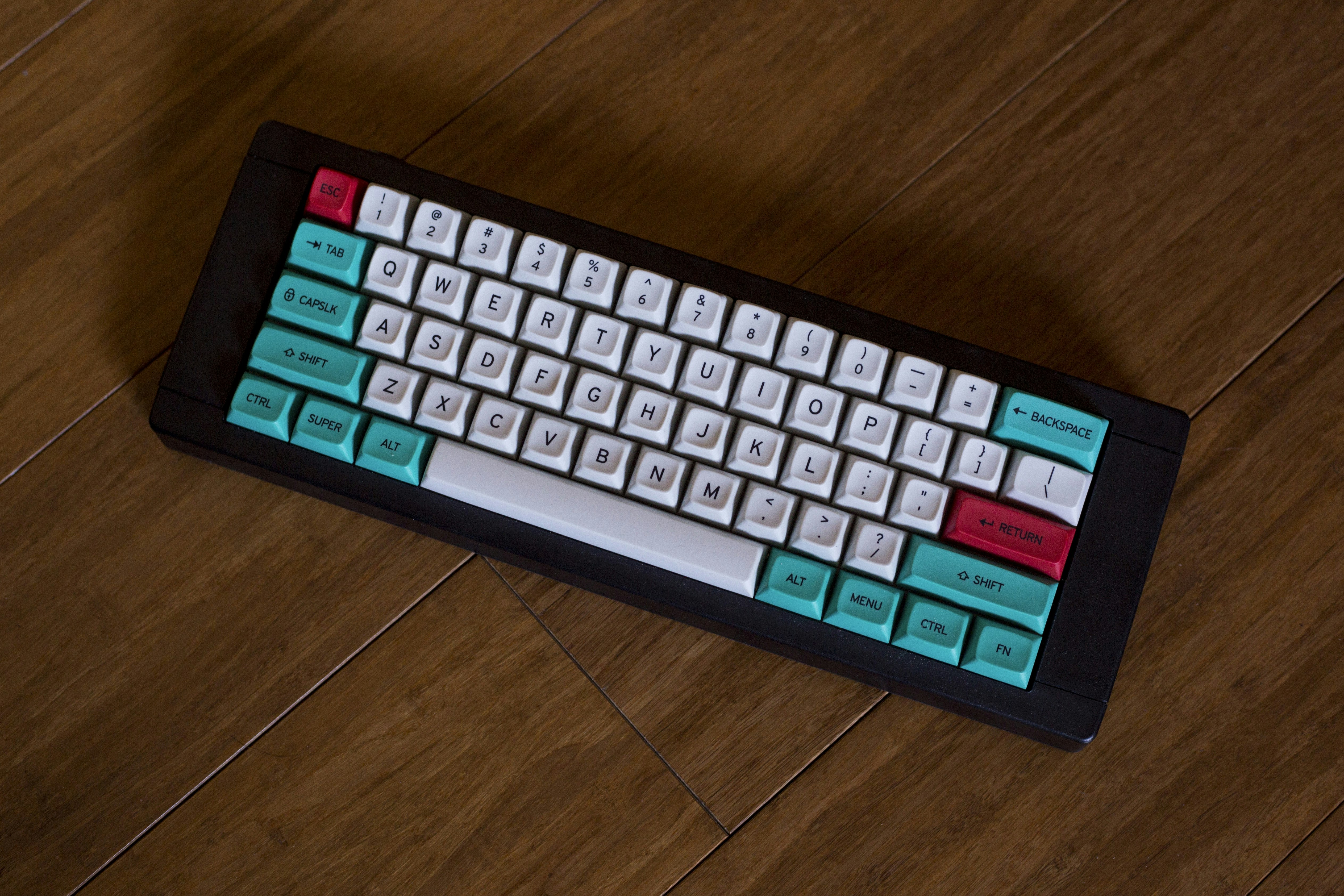 Drop + Matt3o/dev/tty MT3 keycaps