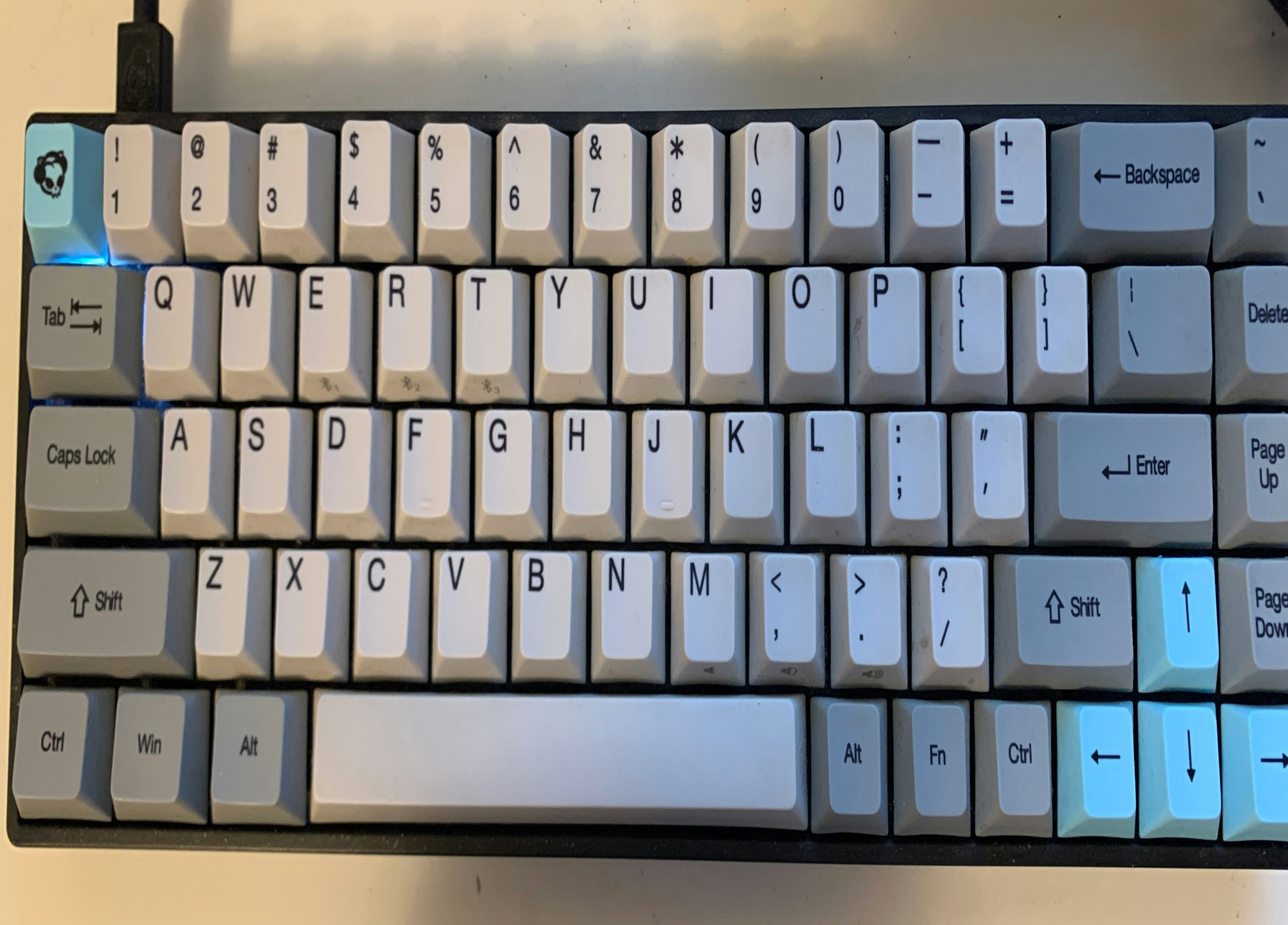 Akko 3068 68-Key Bluetooth Mechanical Keyboard | Mechanical Keyboards ...