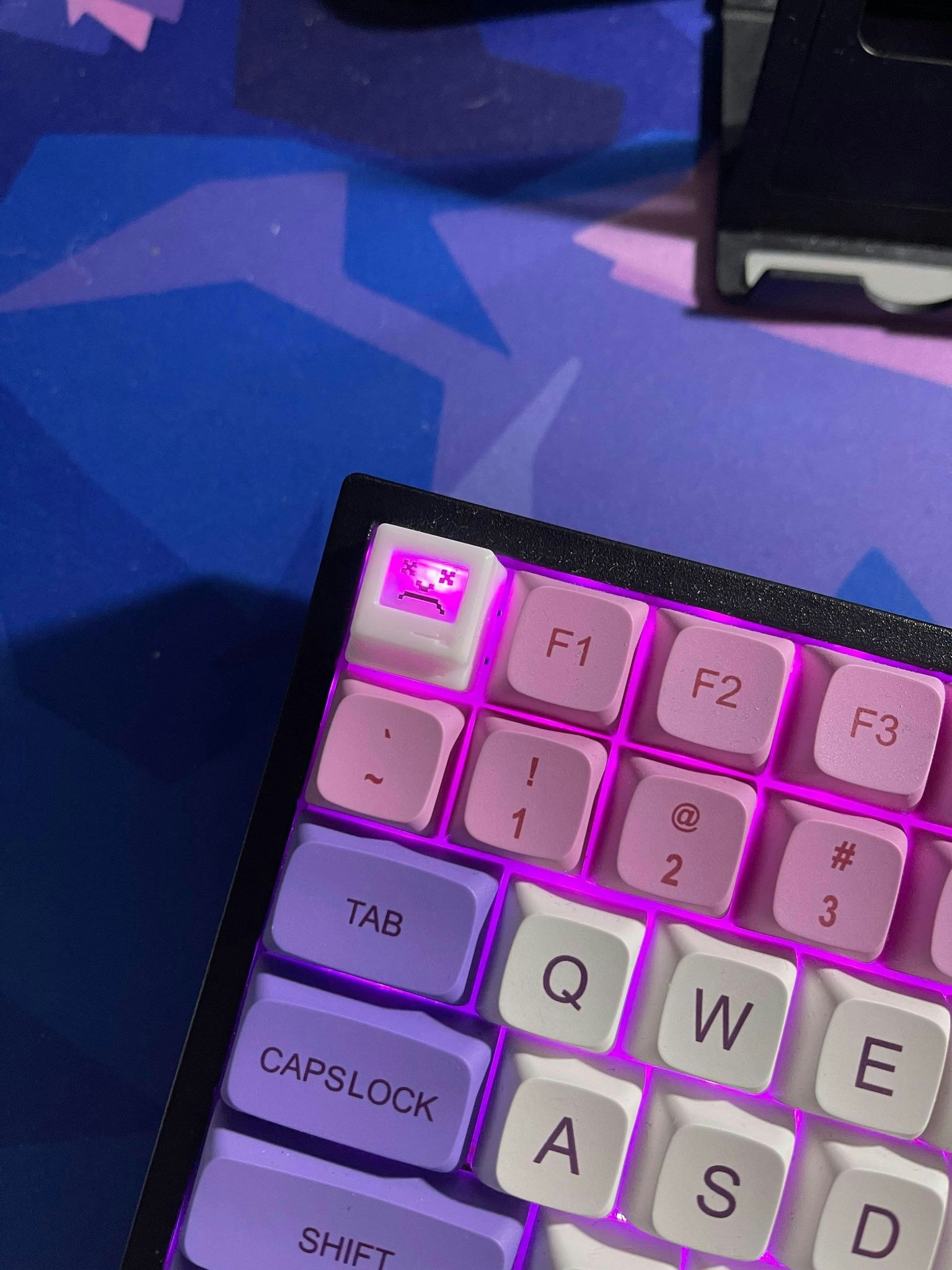 Gen.s Monitor Screen V2 Resin Artisan Keycap | Mechanical Keyboards ...