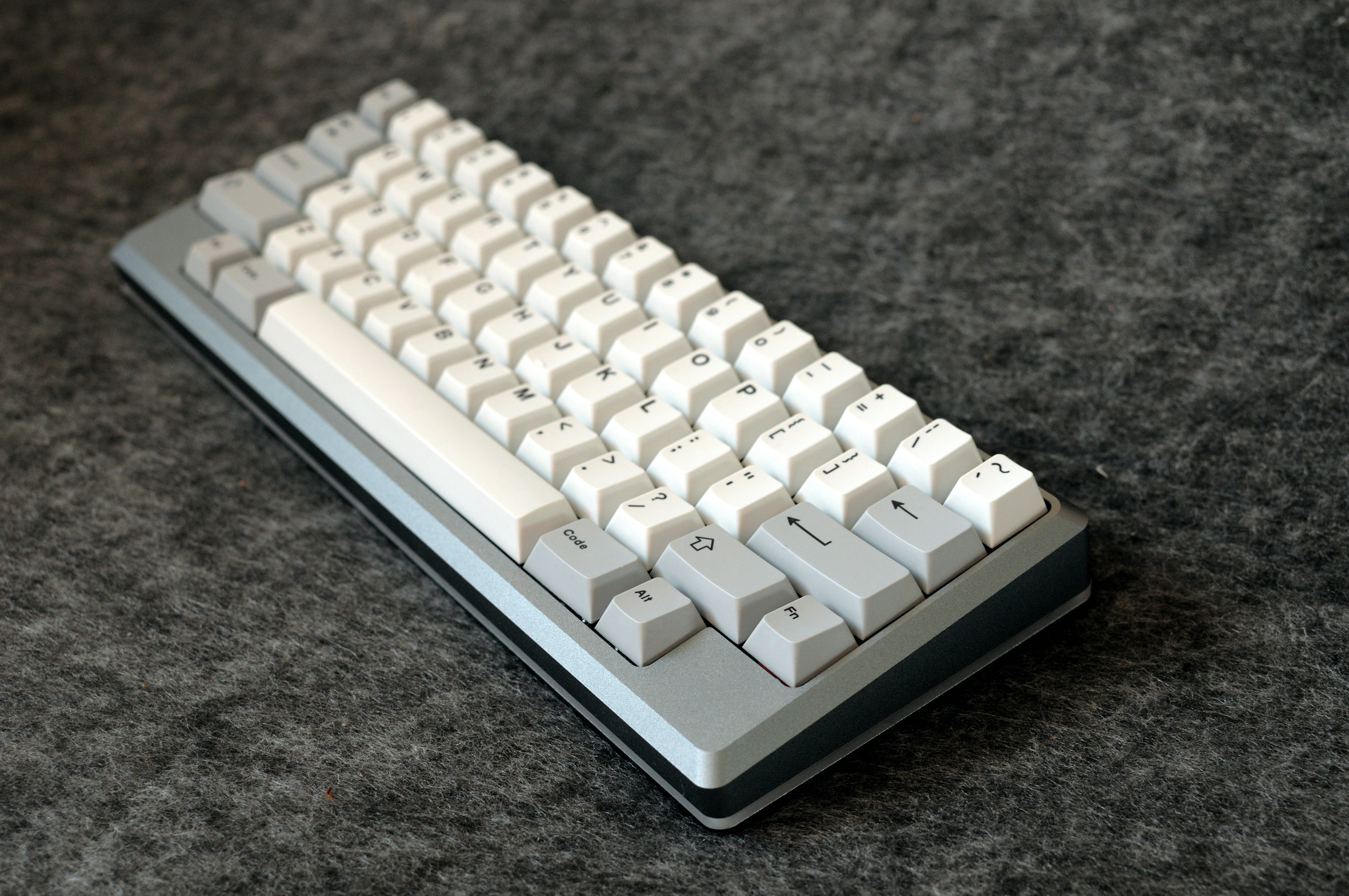 Tokyo60 with Artifact Bloom Series Vintage keyset | Drop