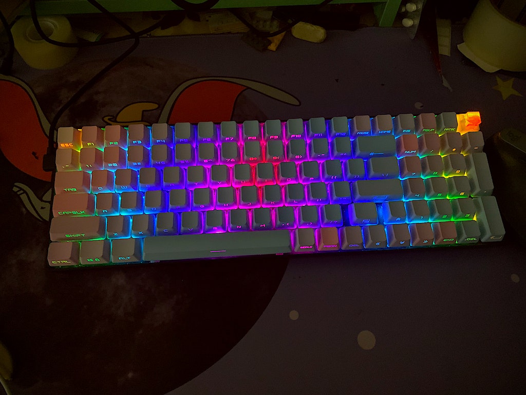 On north facing switches of the Keychron | Drop