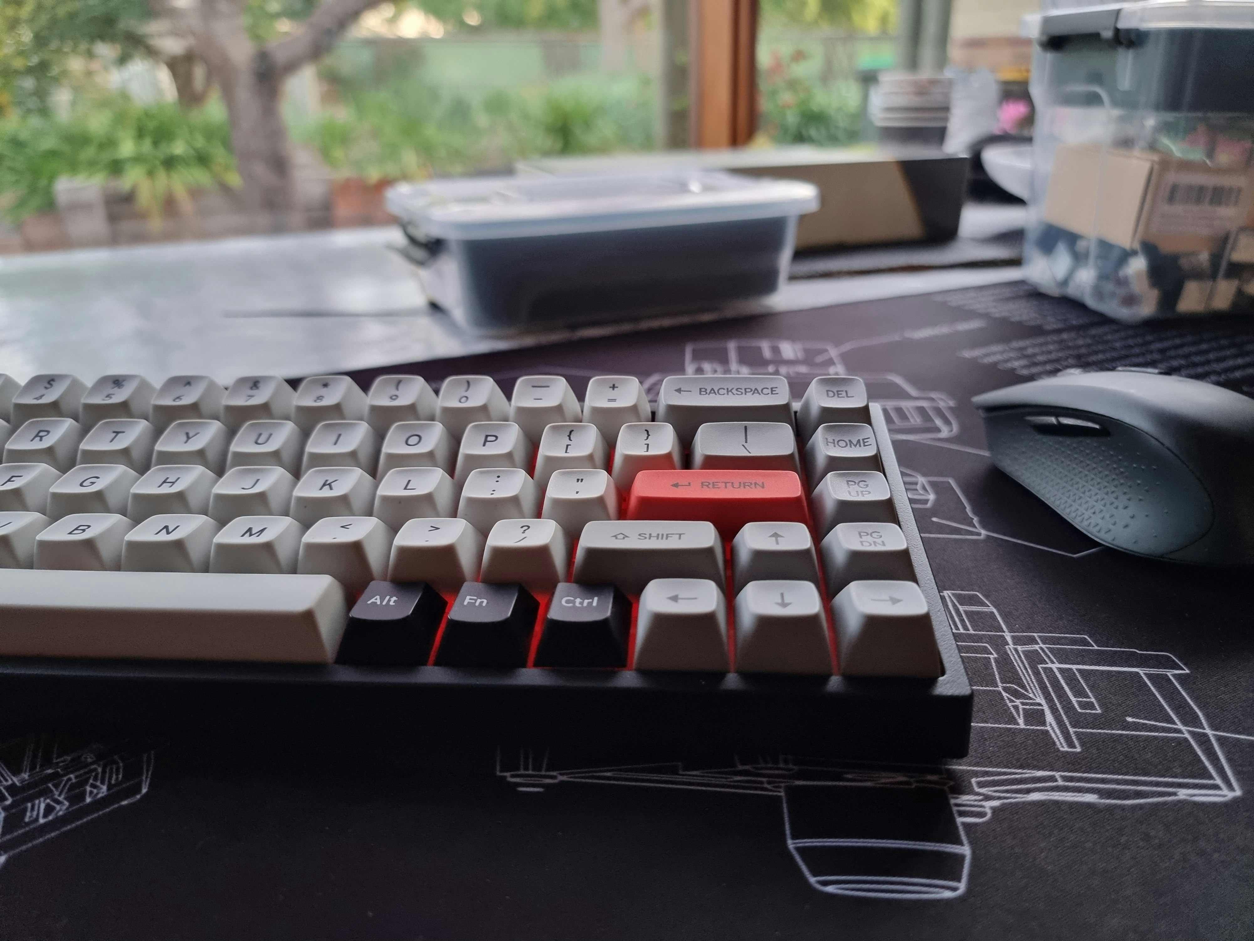 Keydous NJ68 Bluetooth Hot-Swappable RGB Mech Keyboard | Mechanical ...