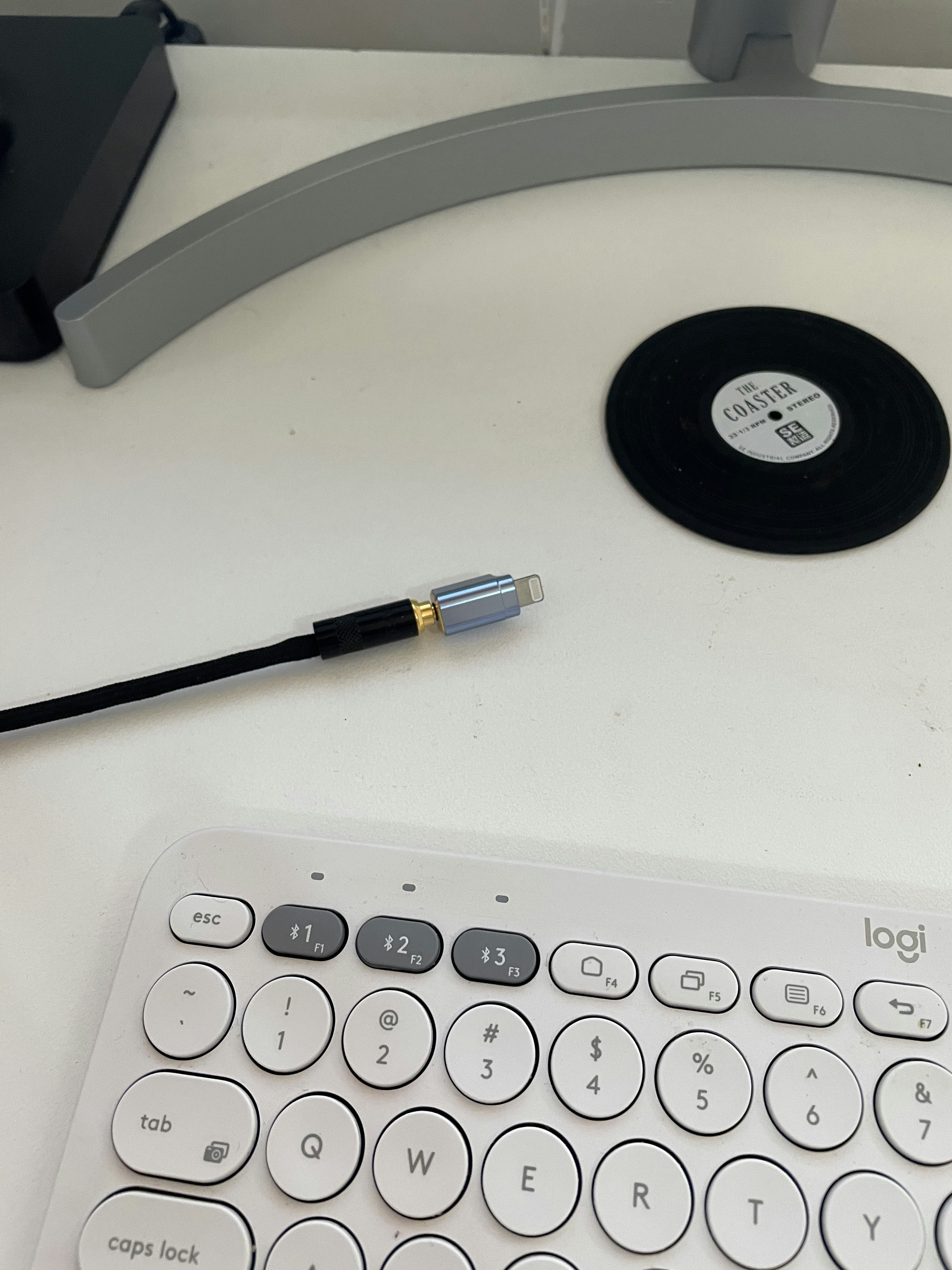 ddHiFi TC35i Lightning 3.5mm Adapter | Audiophile | Headphone Mods | Drop