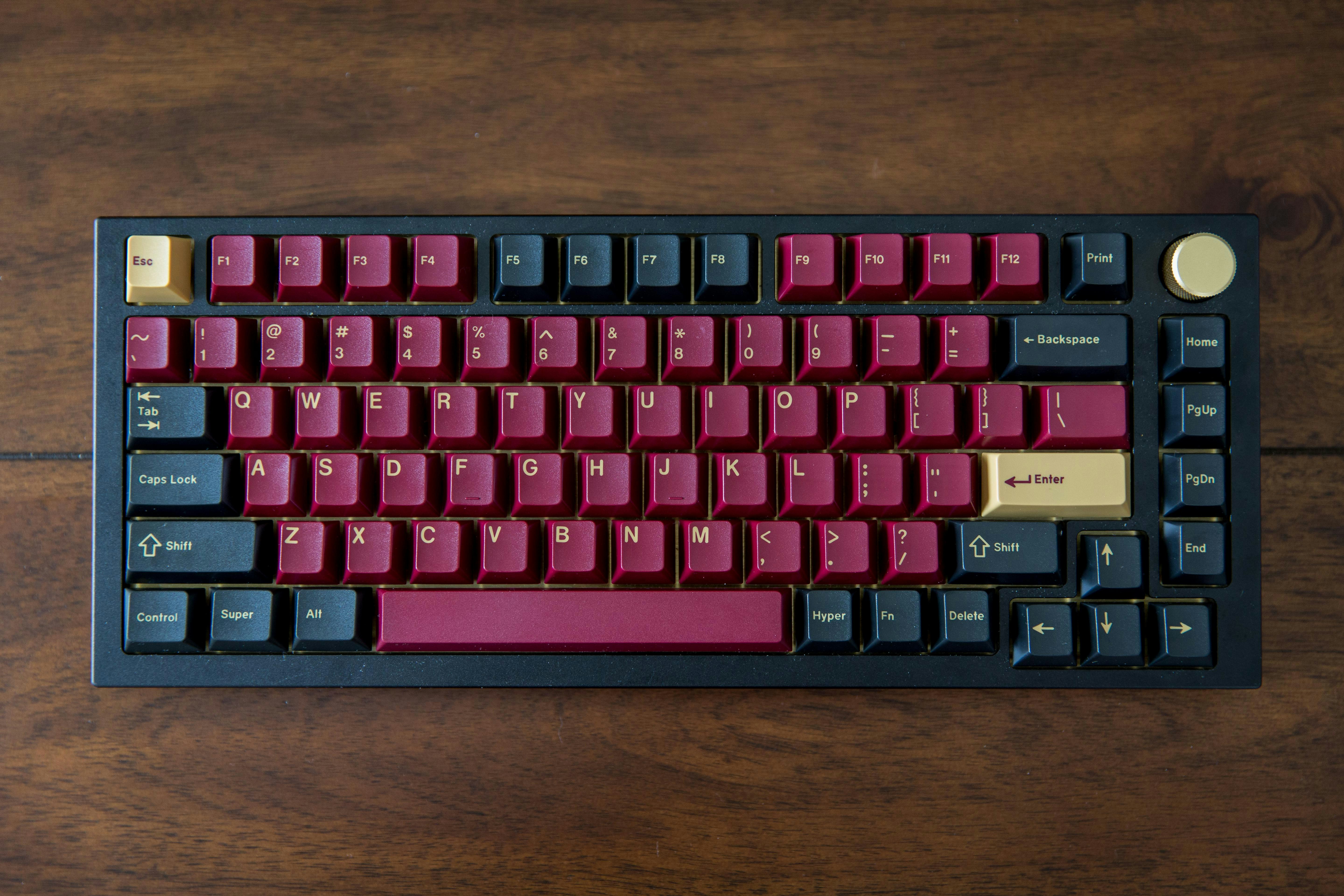GMMK Pro + GMK Red Samurai with brass plate and gold knob! | Drop