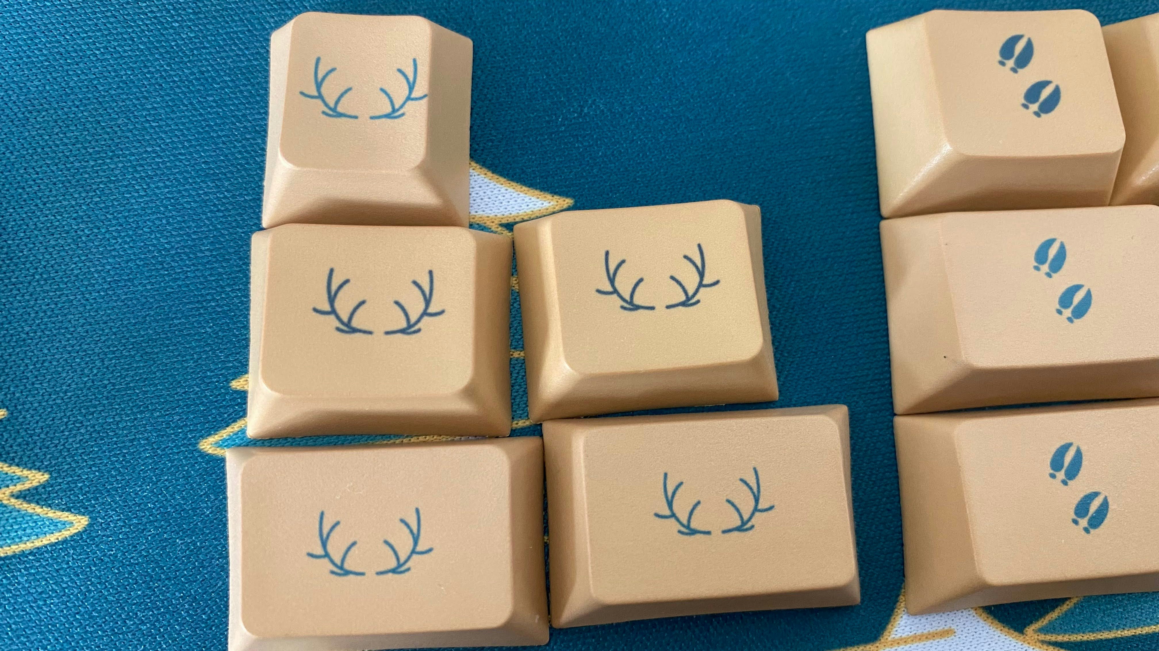 Lugoo Deer in Woods PBT Dye-Subbed Keycap Set | Mechanical Keyboards ...