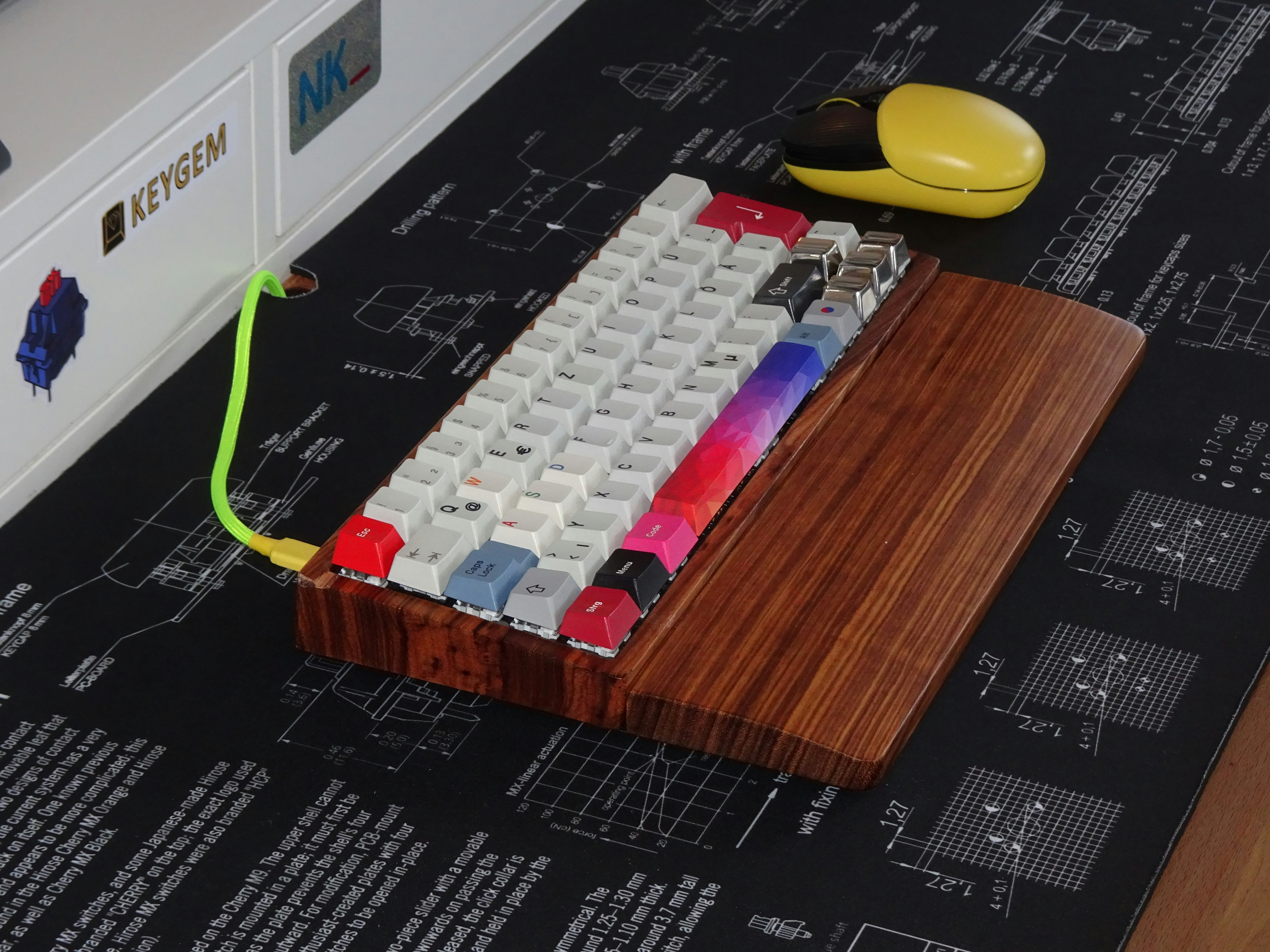 Royal Glam 60% Wood Keyboard Case | Mechanical Keyboards | Components ...