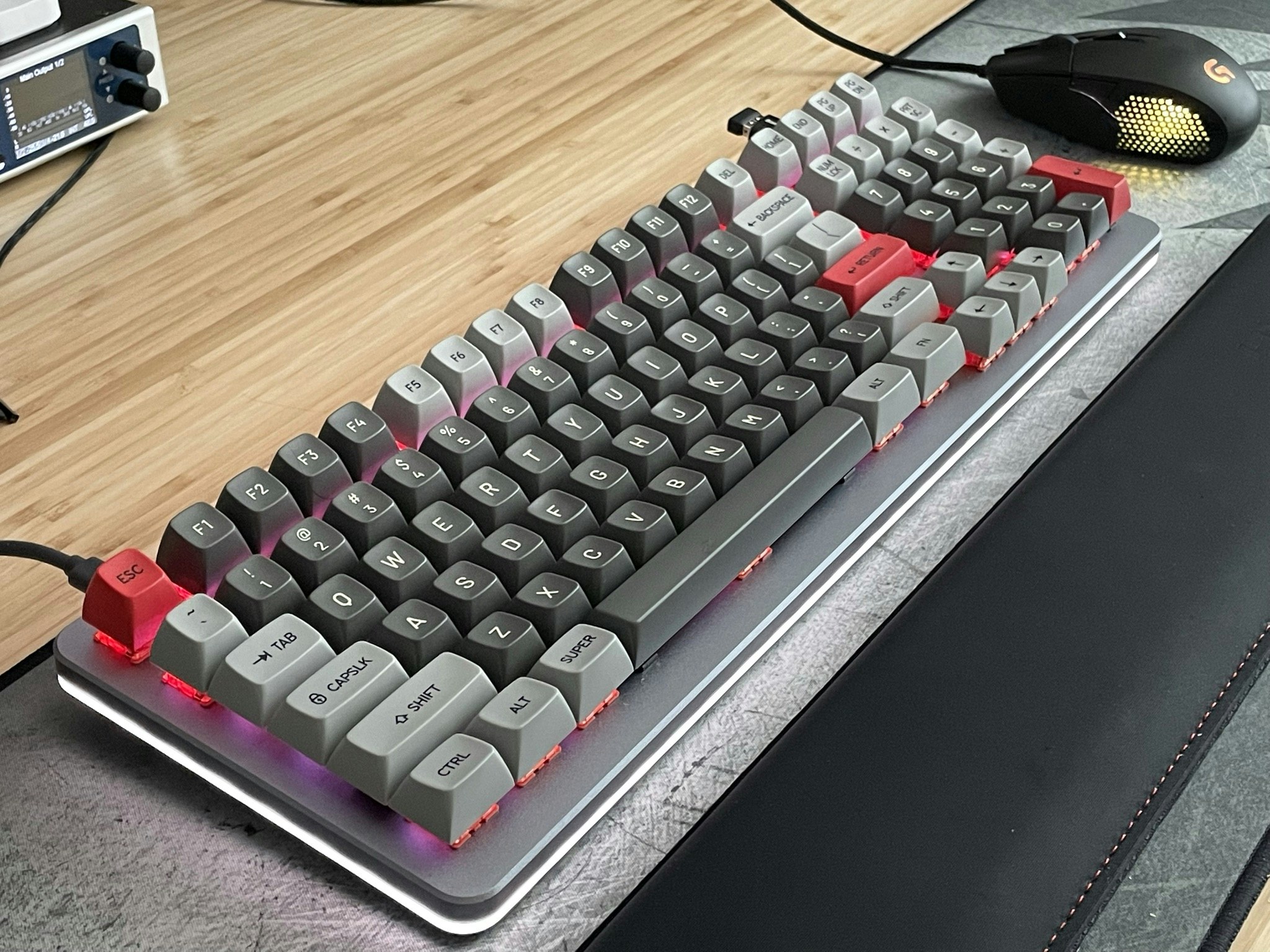 Susuwatari + /dev/tty | Drop