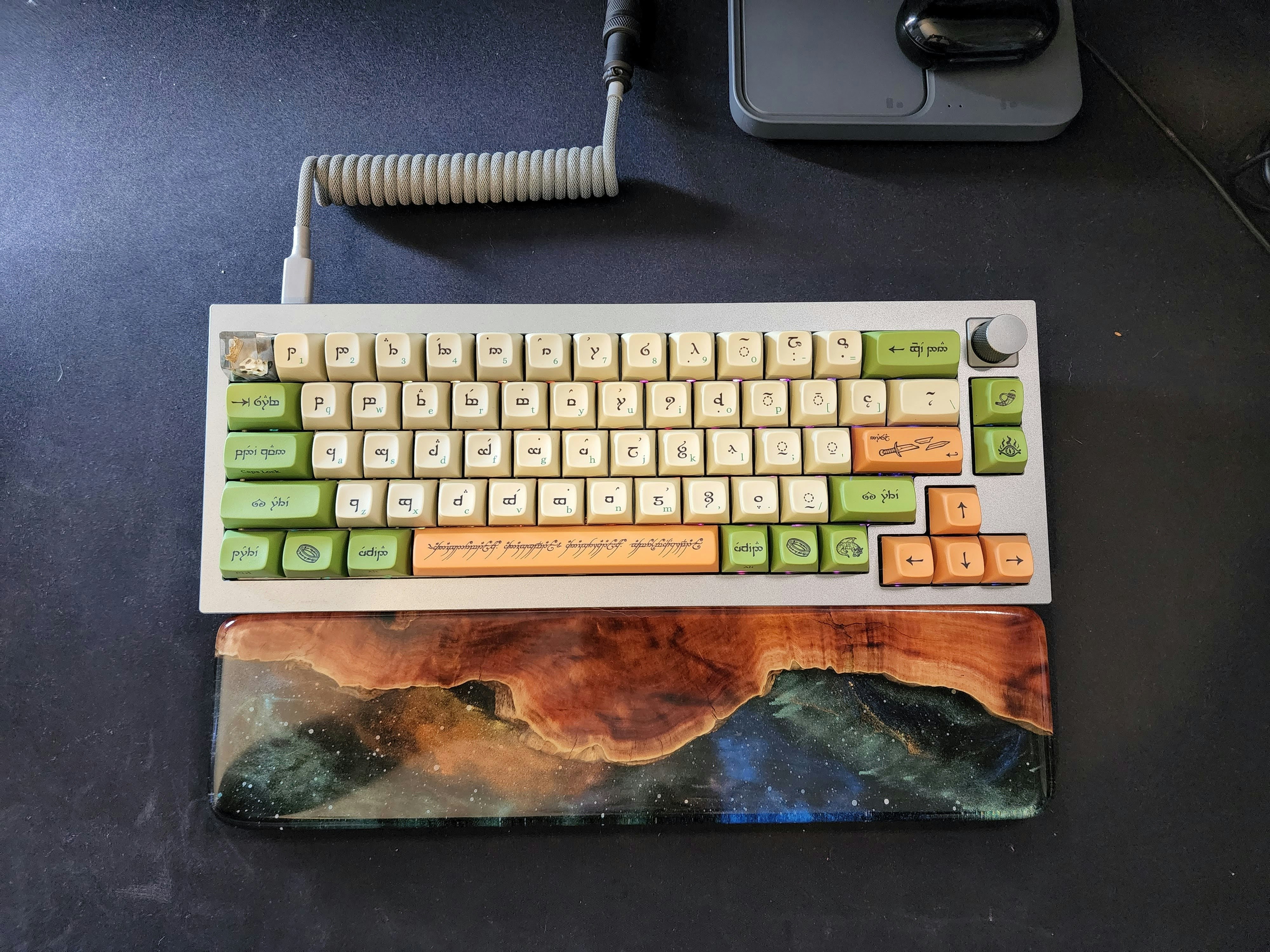 Drop + The Lord of the Rings MT3 Elvish Keycap Set - Elvish Ortholinear ...
