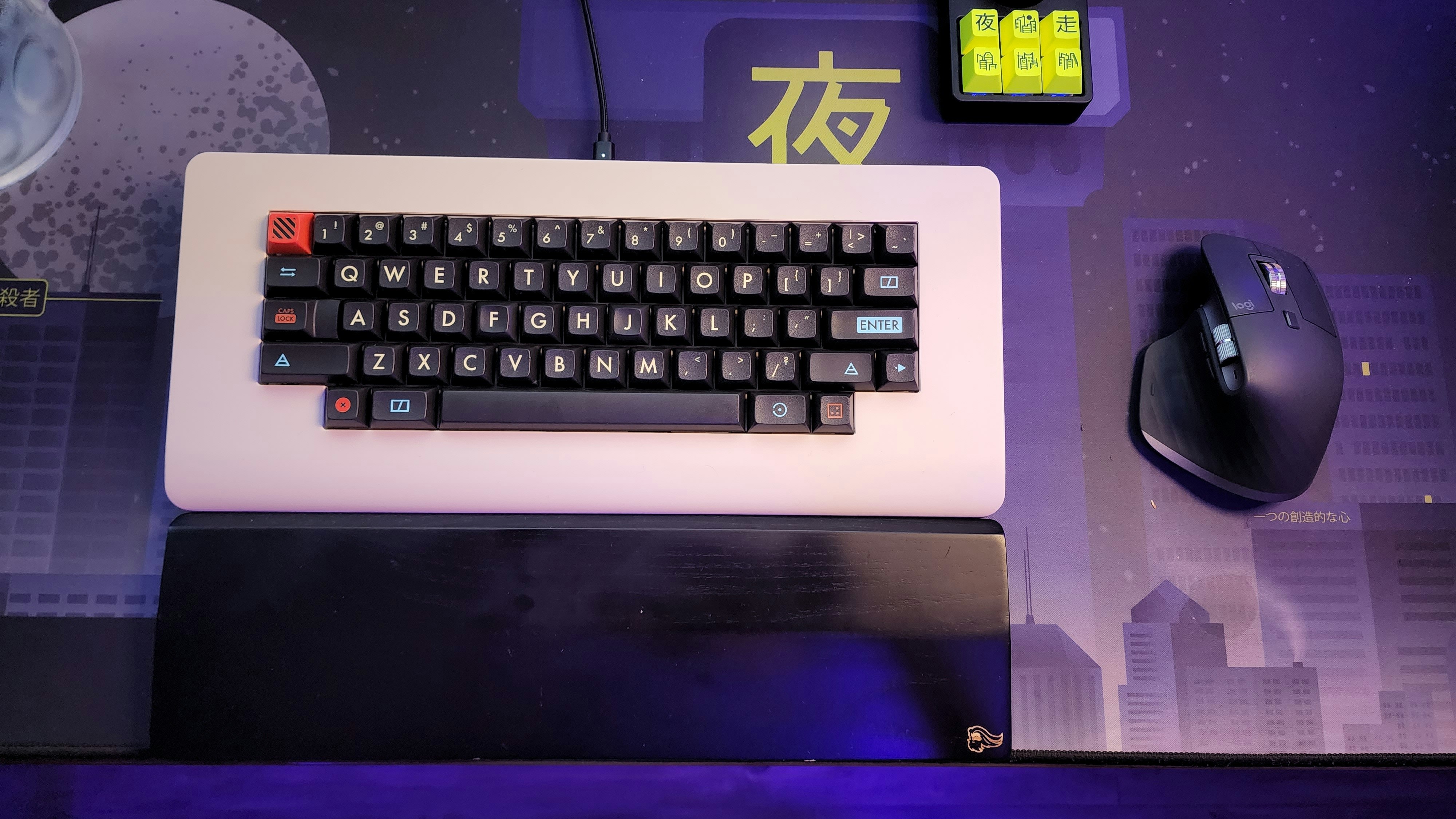 V key is damaged, and spacebar is warped | Drop