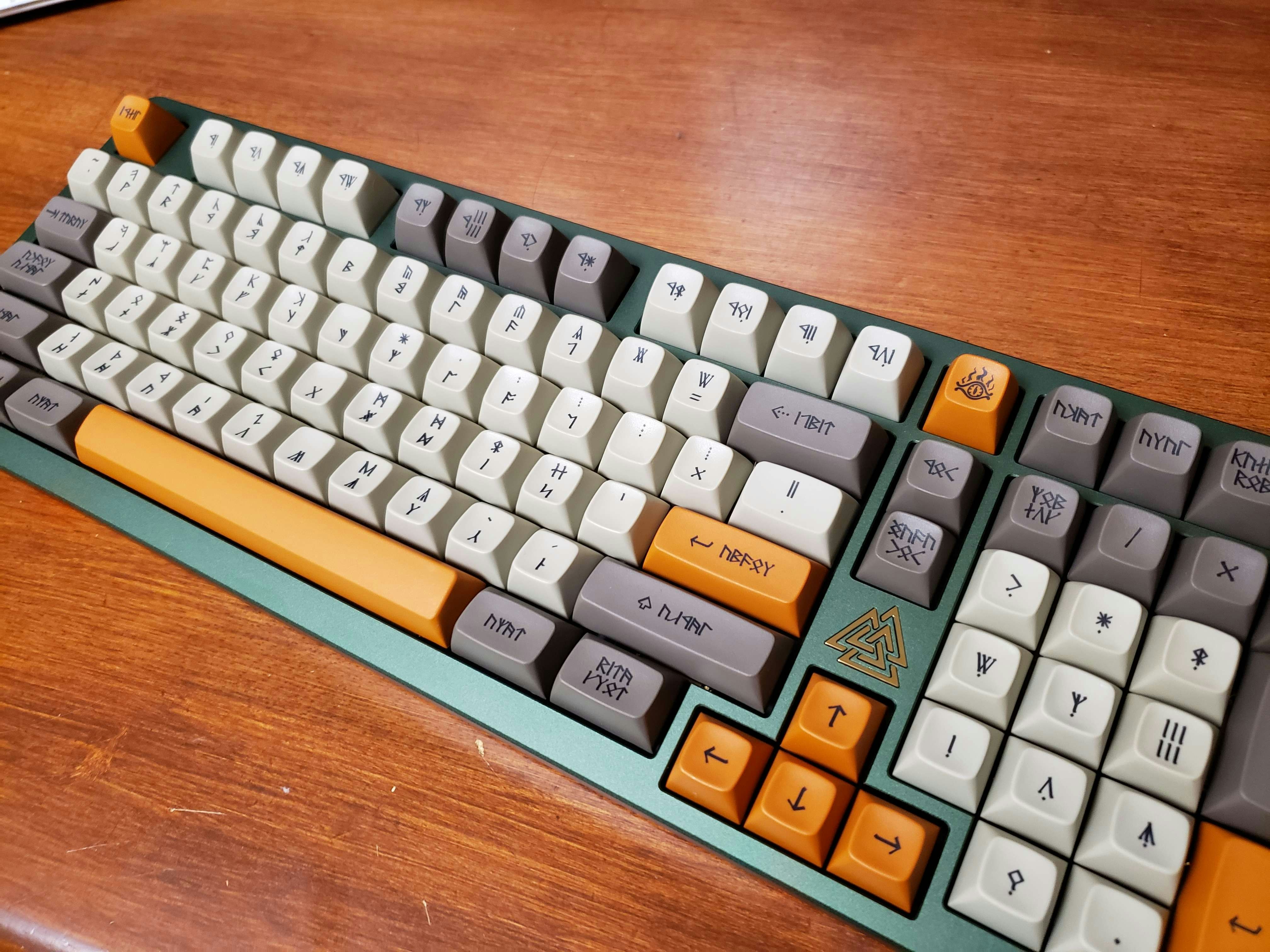 Drop + The Lord of the Rings™ MT3 Dwarven Keycap Set - Dwarvish ...