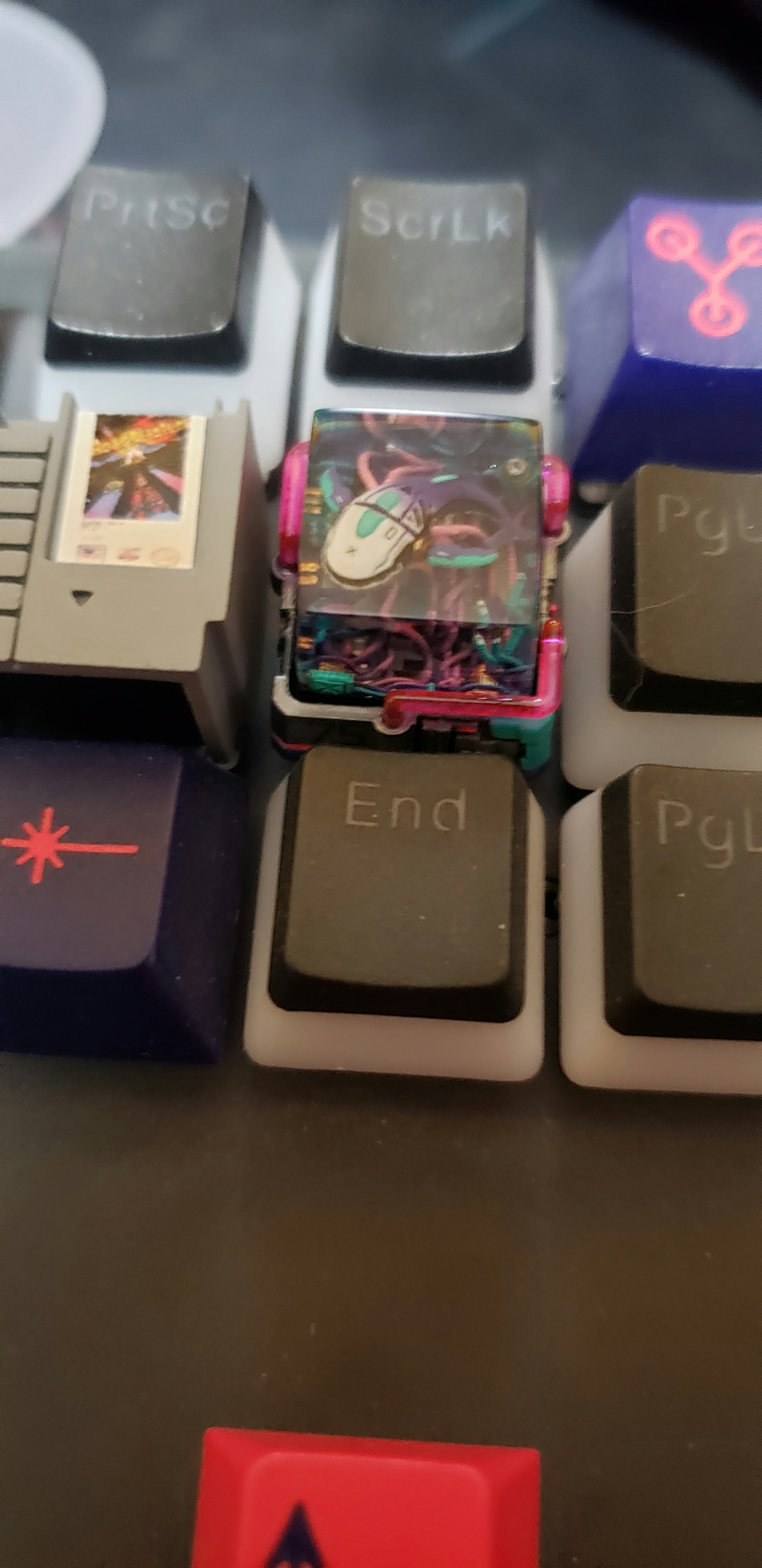 Dwarf Factory McWhale 2022 Artisan Keycap - Ultraviolet | Mechanical ...