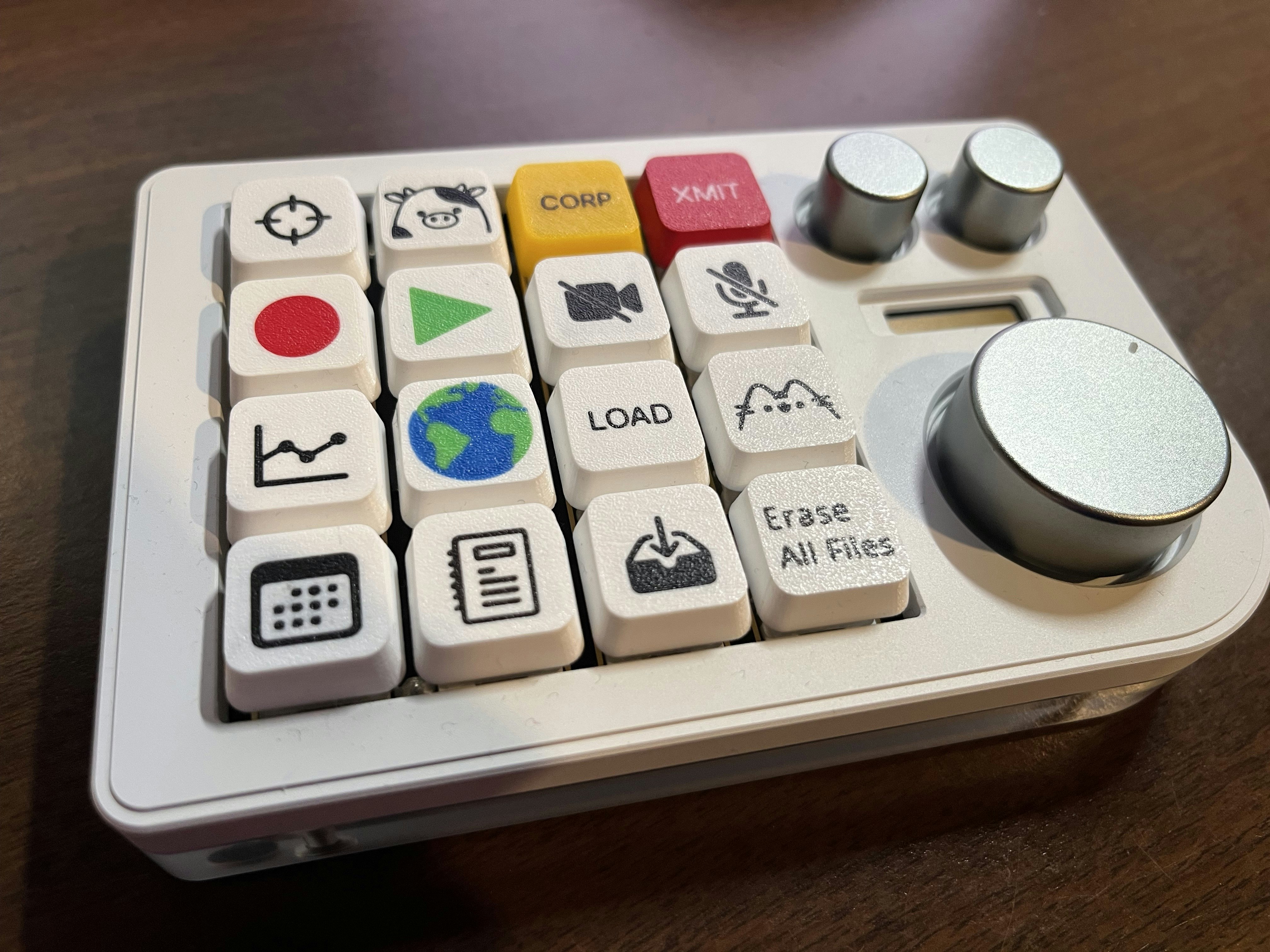 Megalodon Triple Knob Macropad - White Photos | Mechanical Keyboards ...