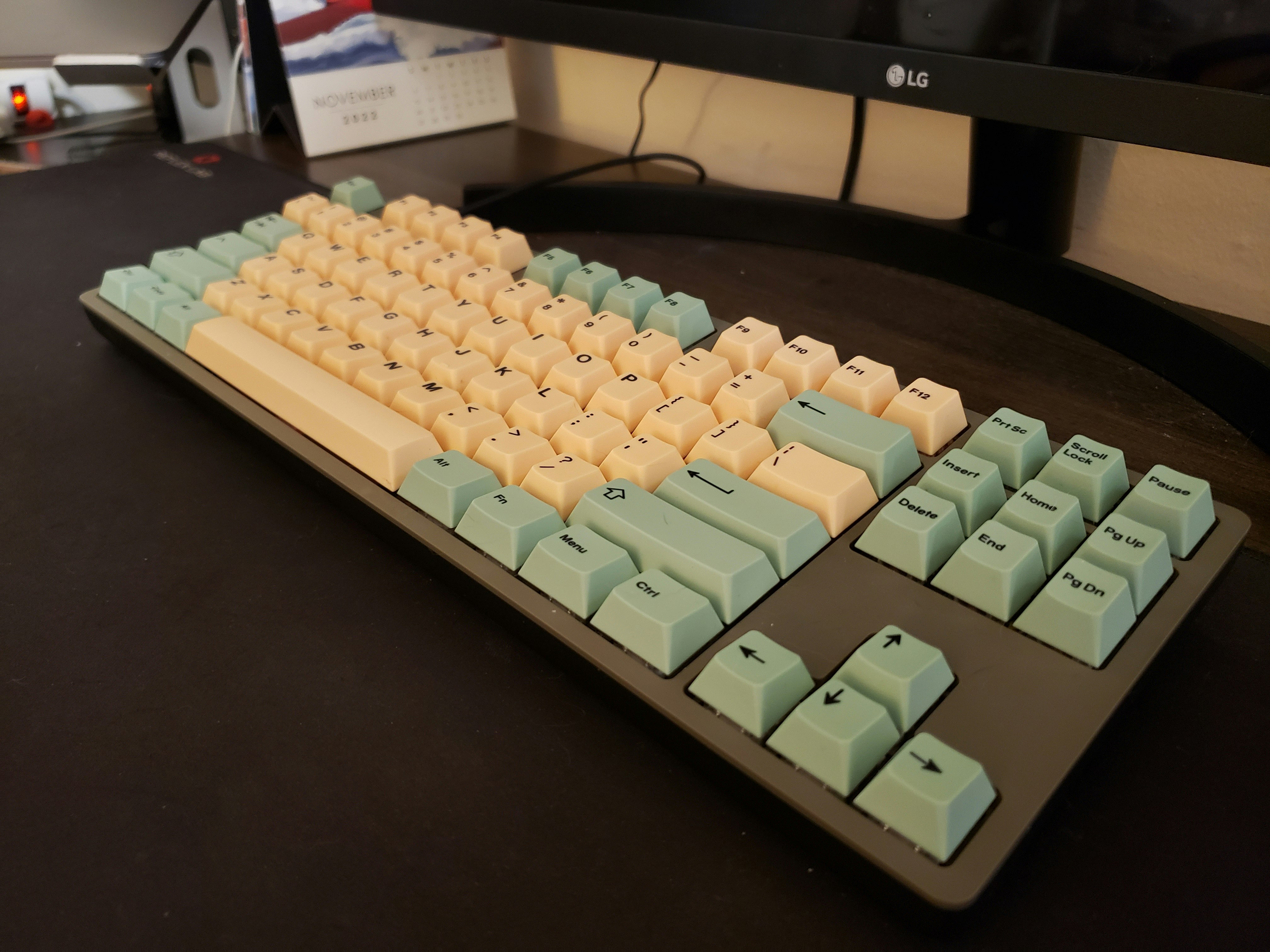 Matcha Mango keycaps | Drop