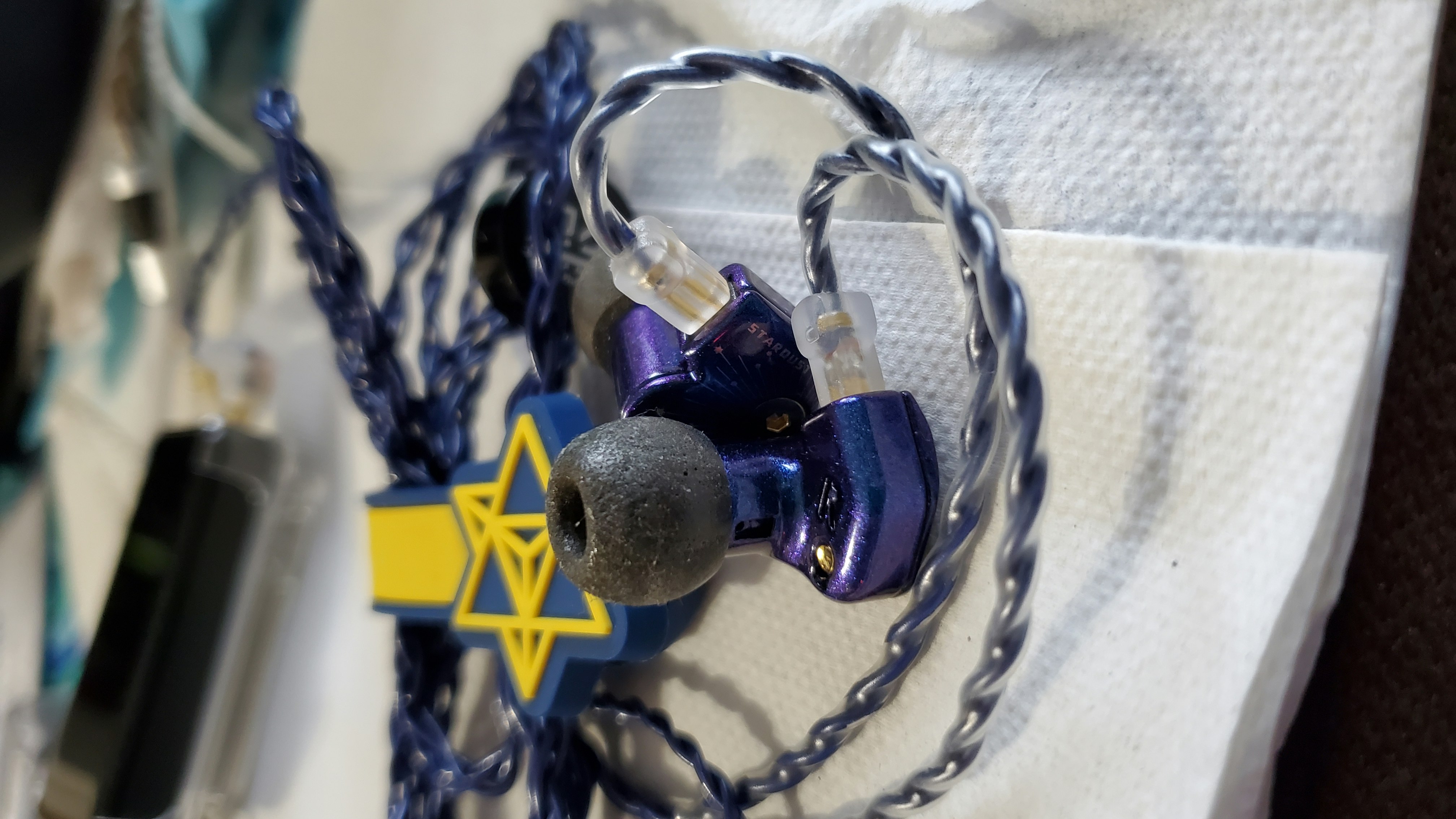 pretty blue iems | Drop