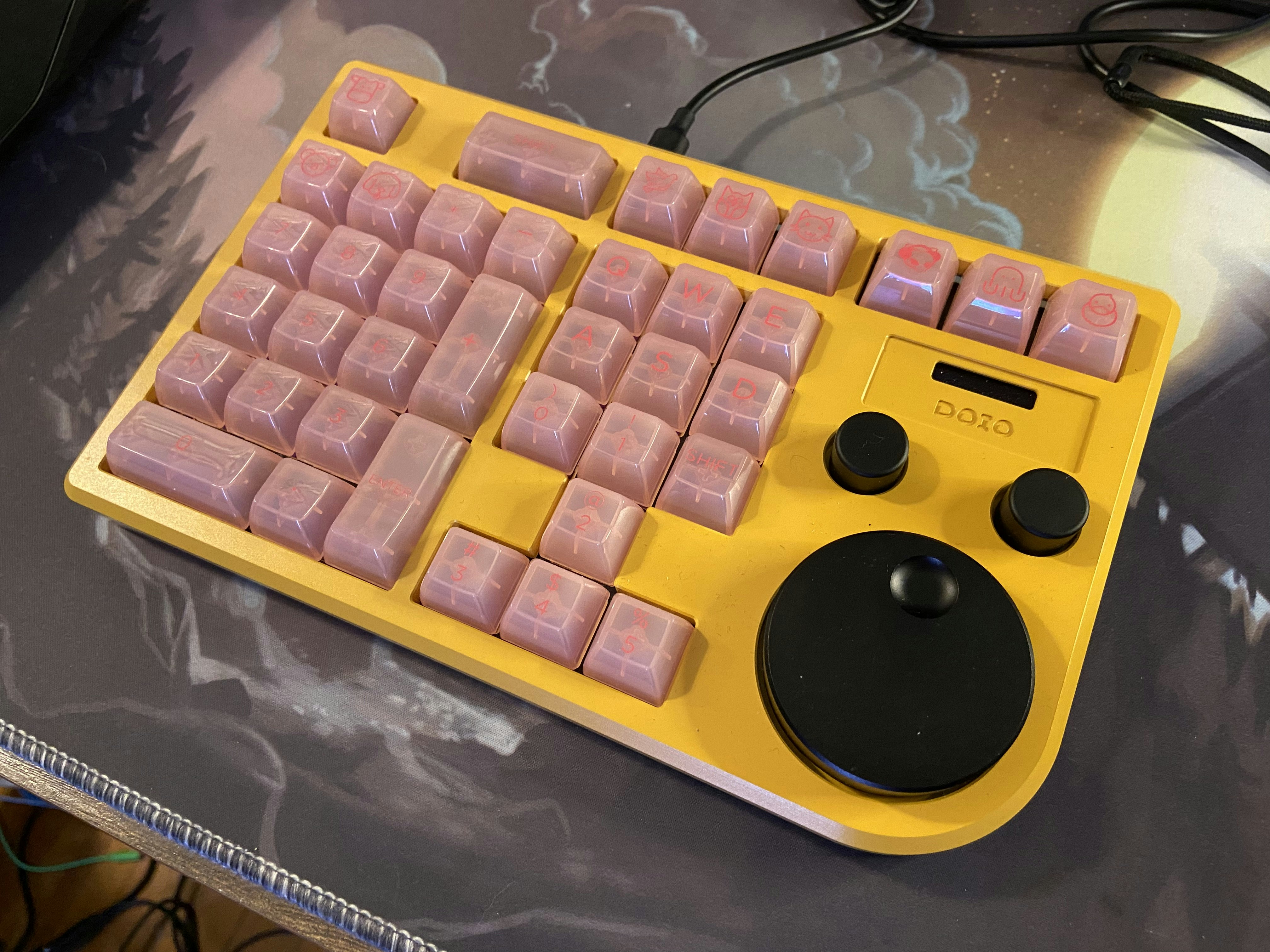 Megalodon Triple Knob 38% Keyboard With OLED Screen | Mechanical ...