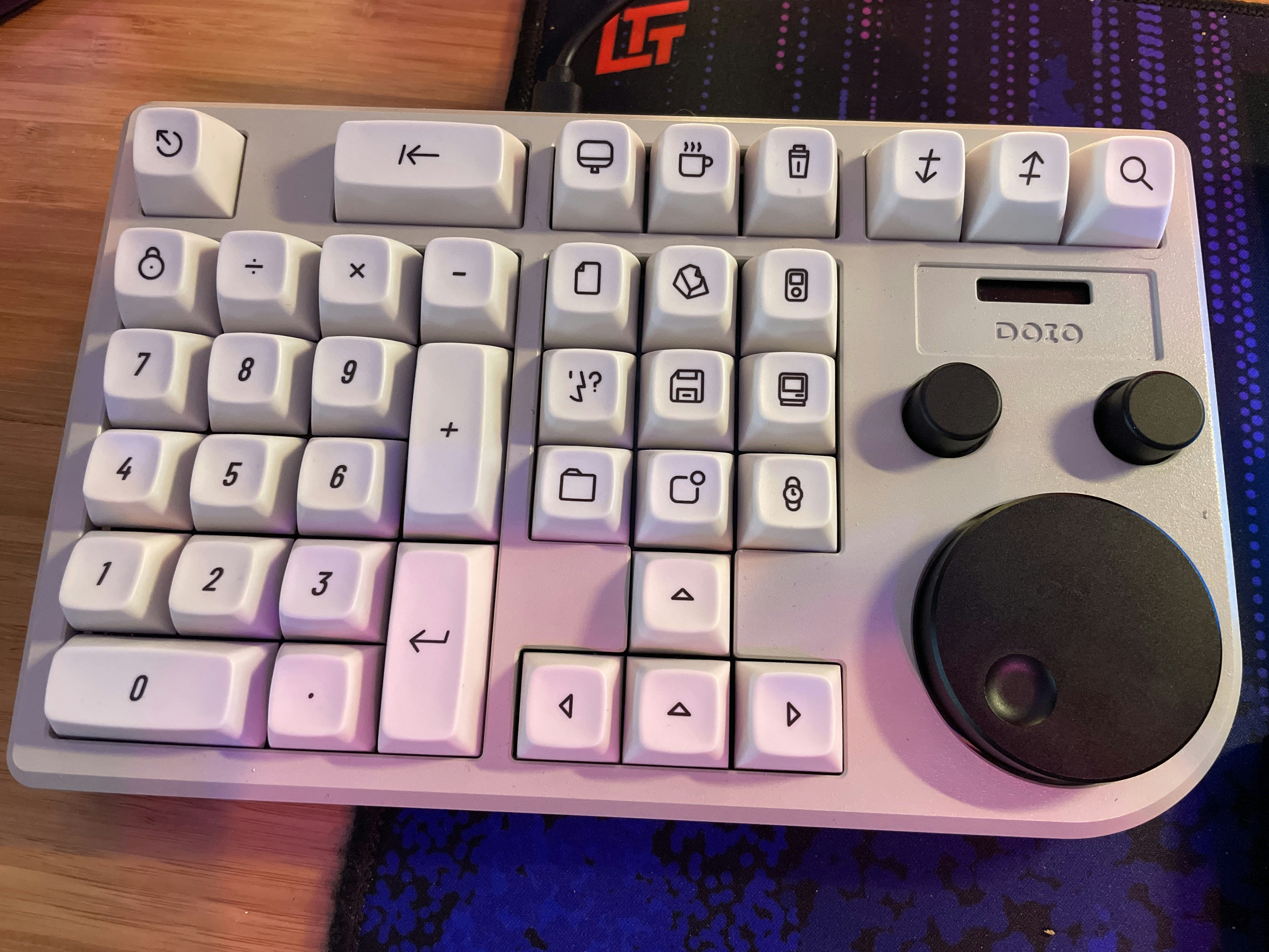 Megalodon Triple Knob 38% Keyboard With OLED Screen | Mechanical ...