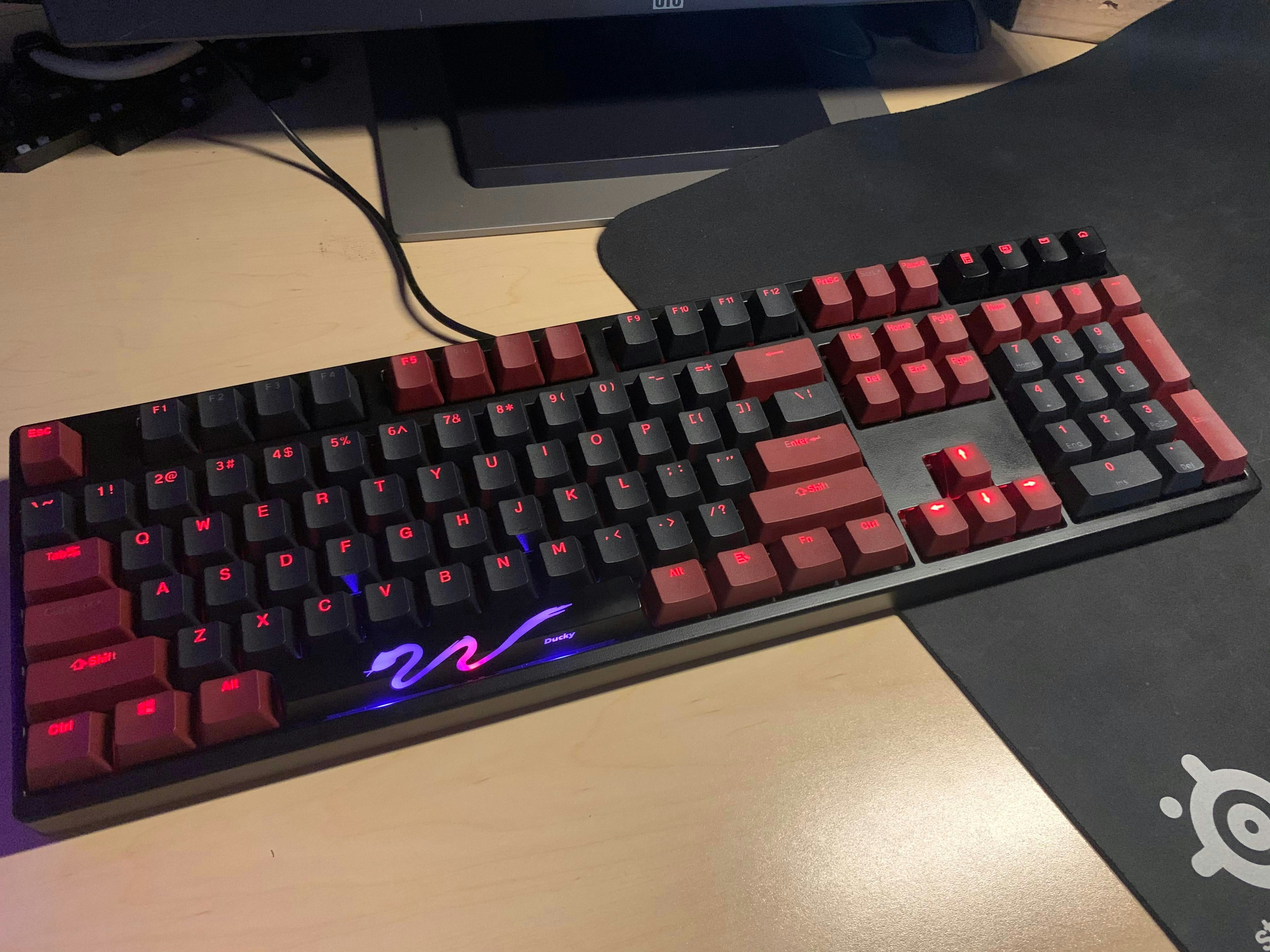 skylight are great rgb keycaps | Drop