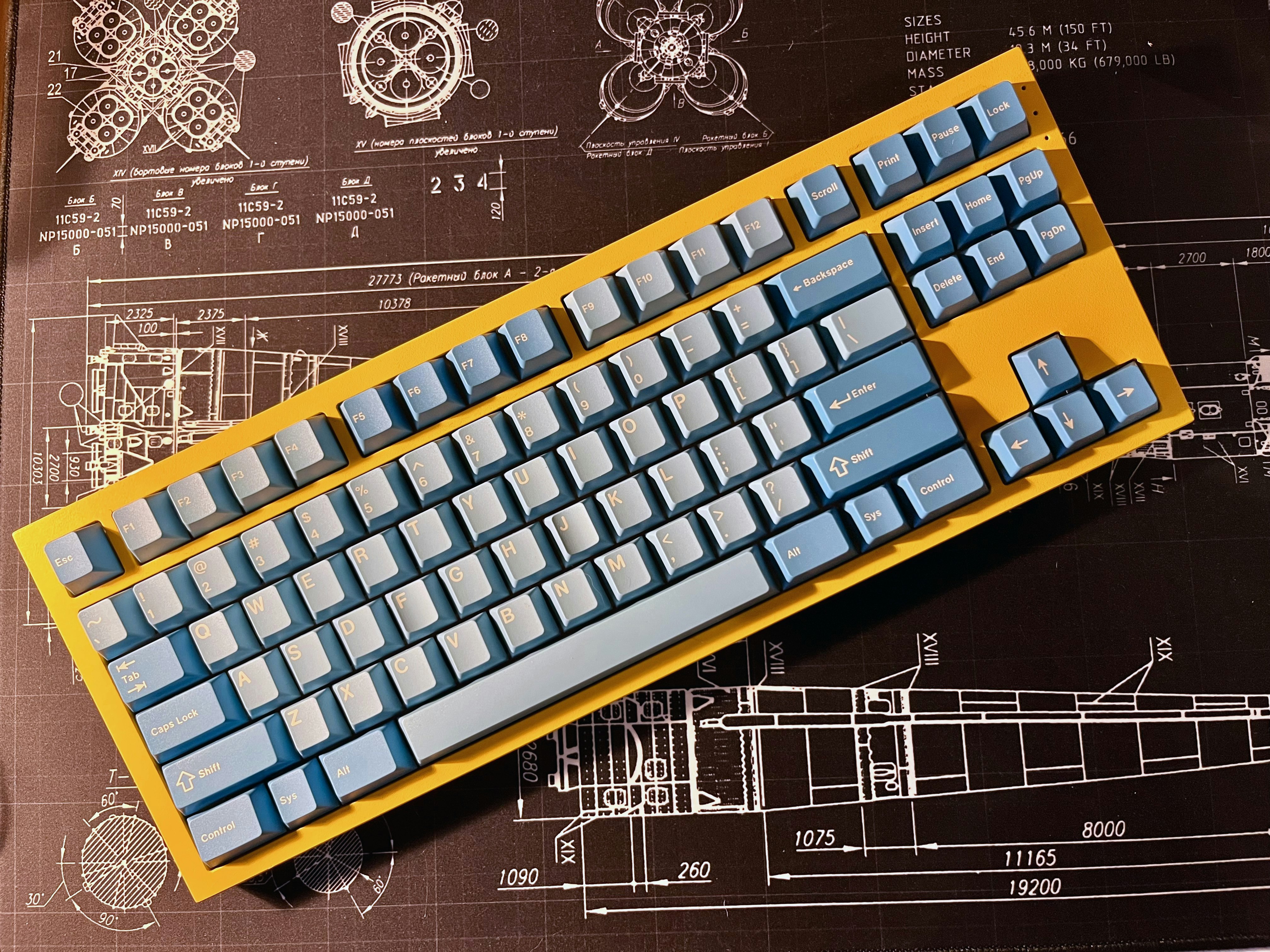 GMK Belafonte, NK87 Aluminum, Gateron Oil Kings with the Soyuz mat | Drop