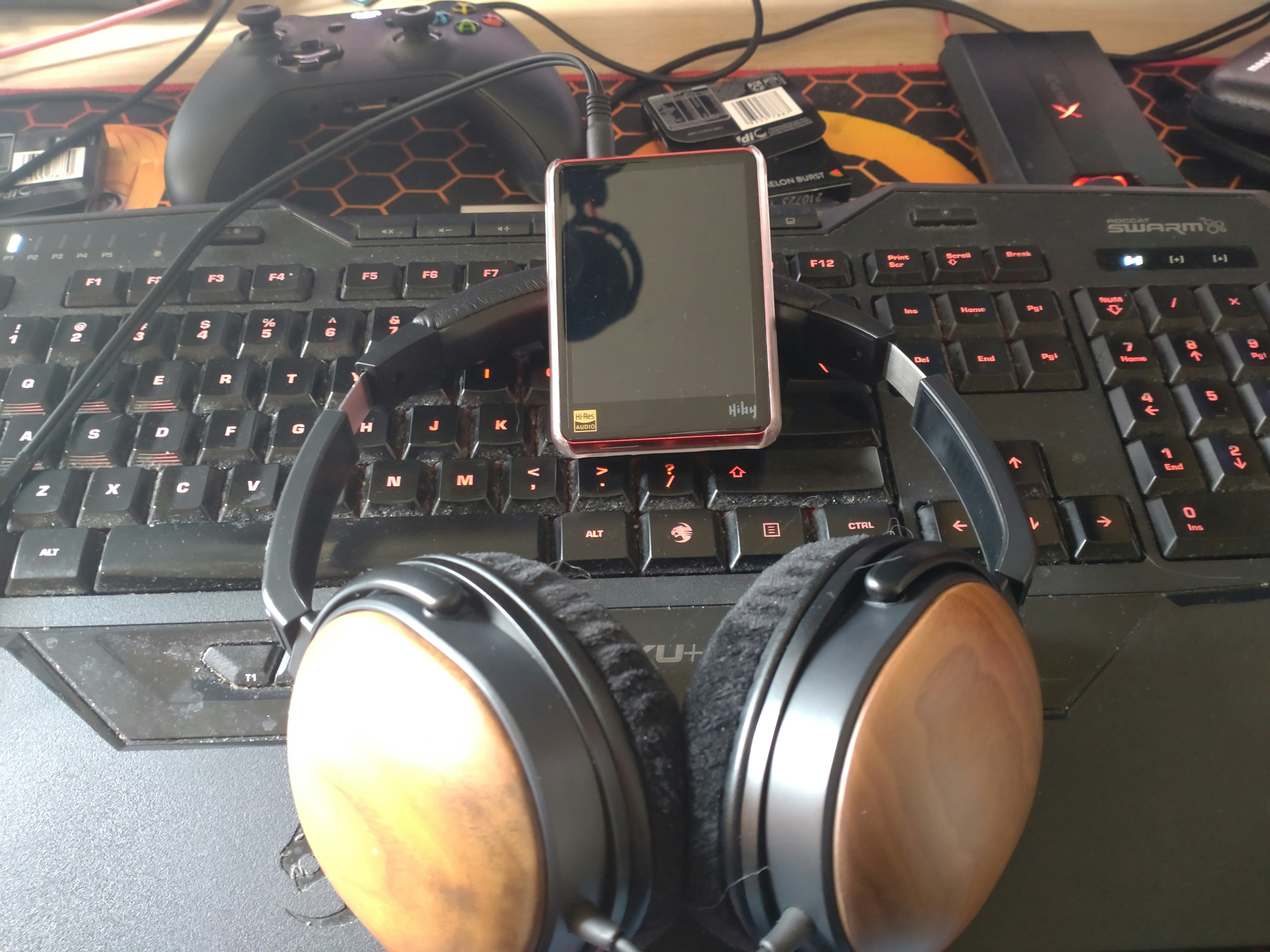 E-MU Black Walnut Headphones | Audiophile | Headphones | Closed Back ...