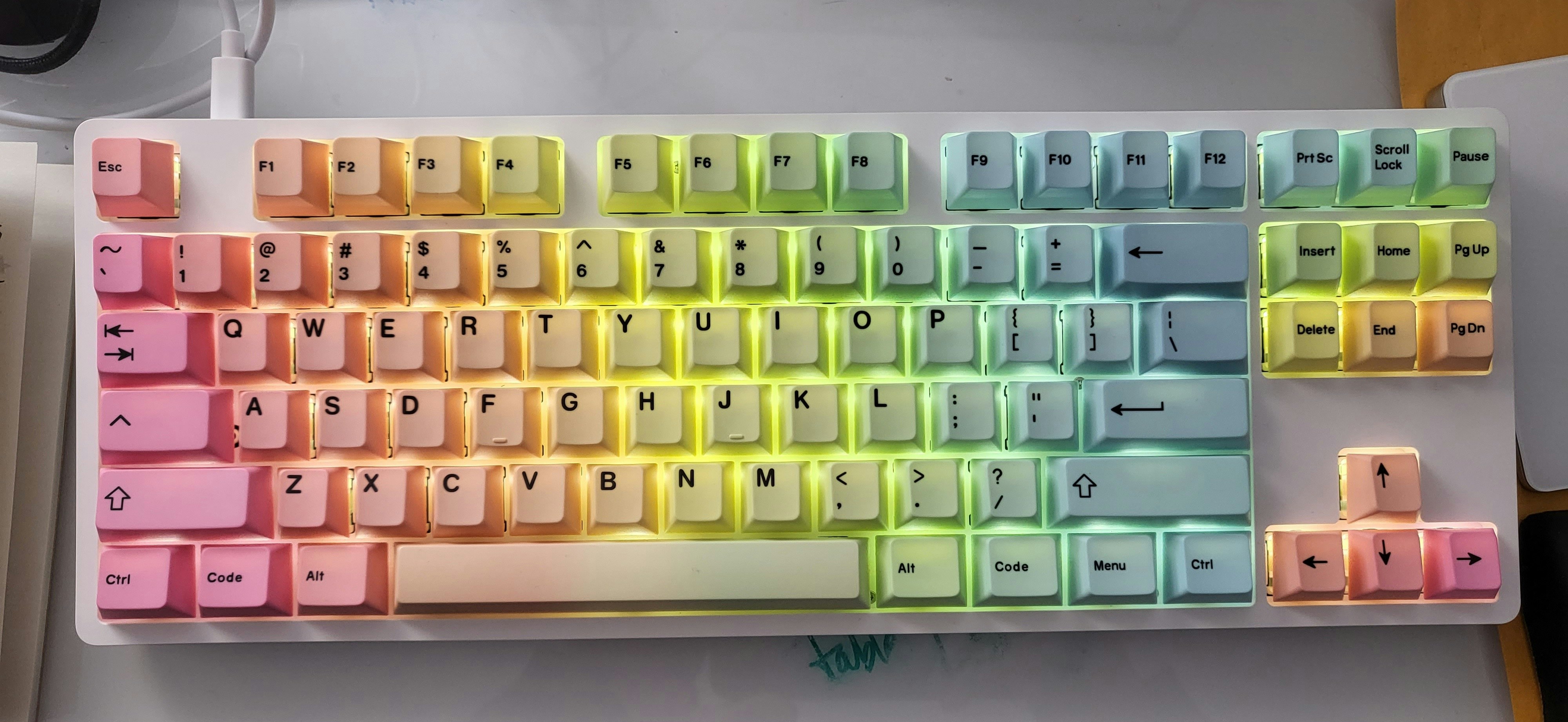 Really love the soft-but-vibrant look of this keyboard. Nice to use and ...