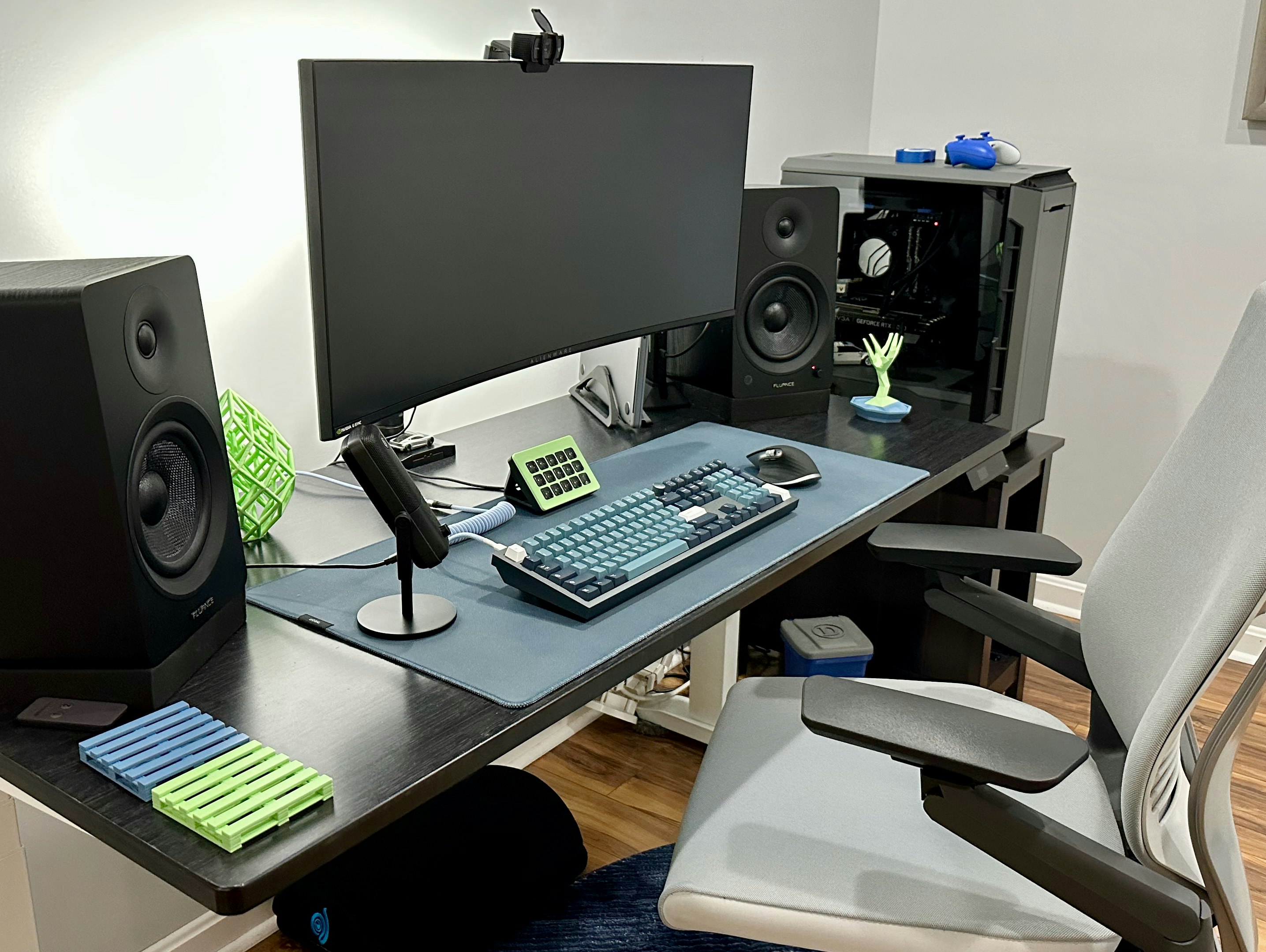 Drop Strata Desk Mat - Steel (Medium Gray) | Battlestations | Desk Mats ...