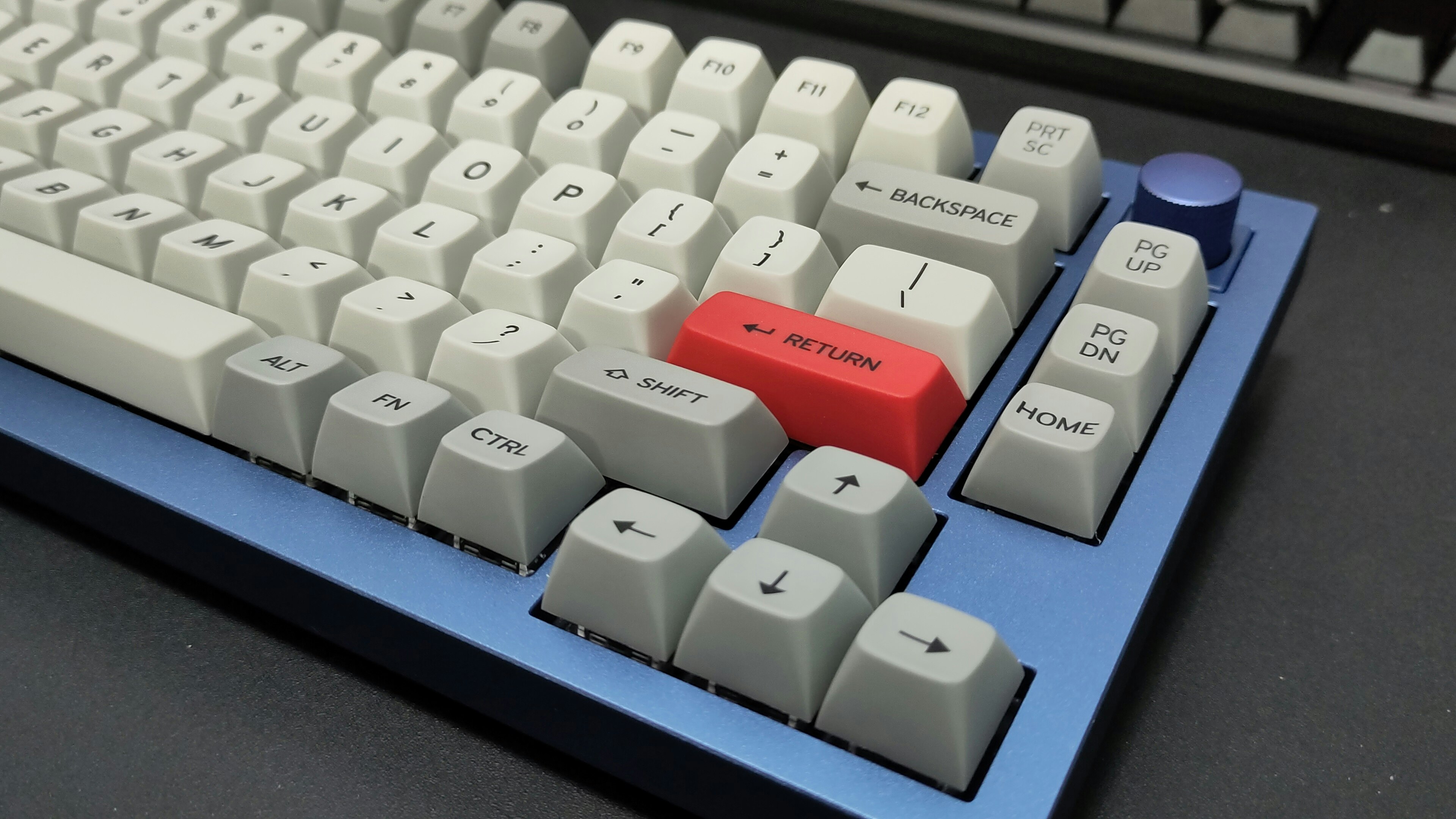 Drop + Matt3o /dev/tty MT3 Keycaps On Keychron Q1v2